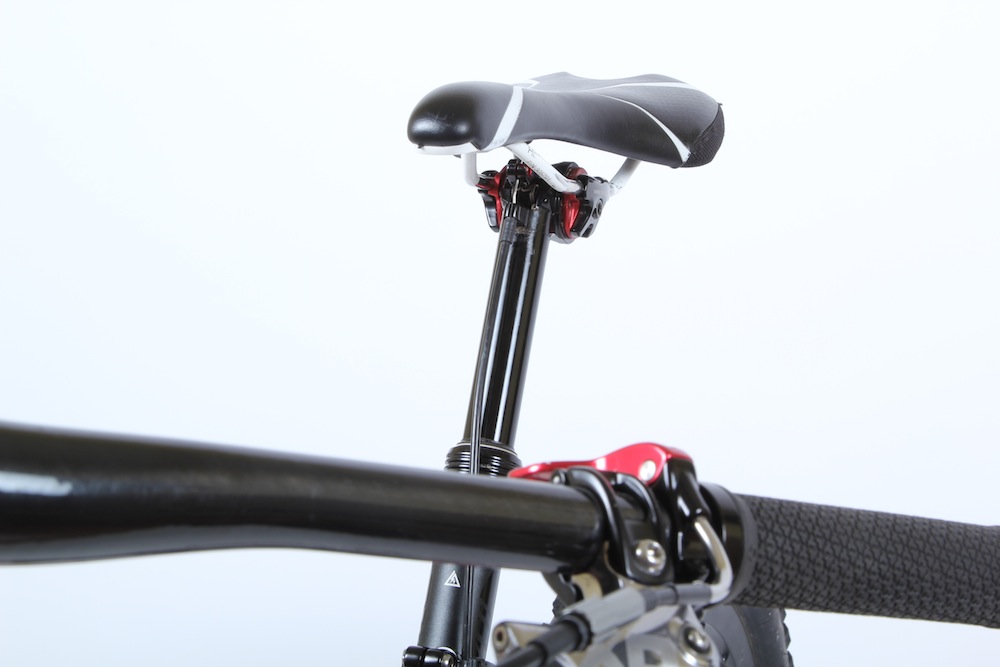 Tested: Specialized Command Post BlackLite Adjustable Seat Post