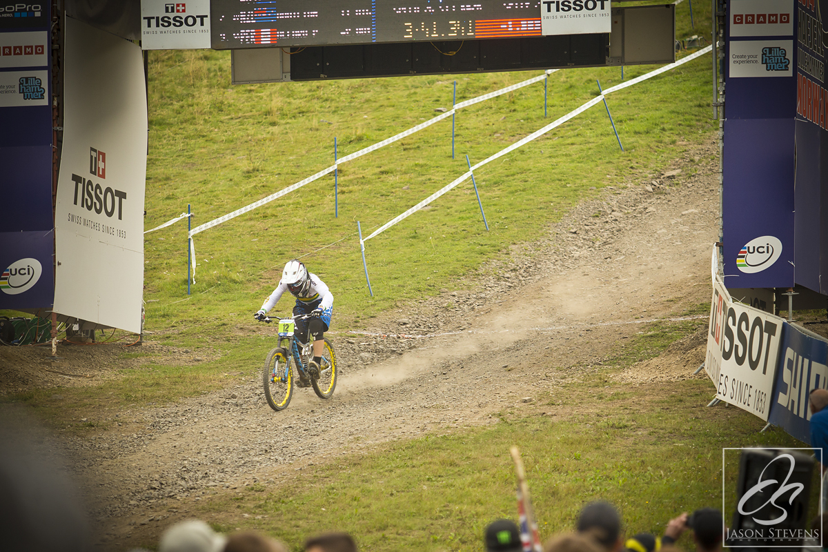 Tegan Molloy, Junior Downhill World Champ!