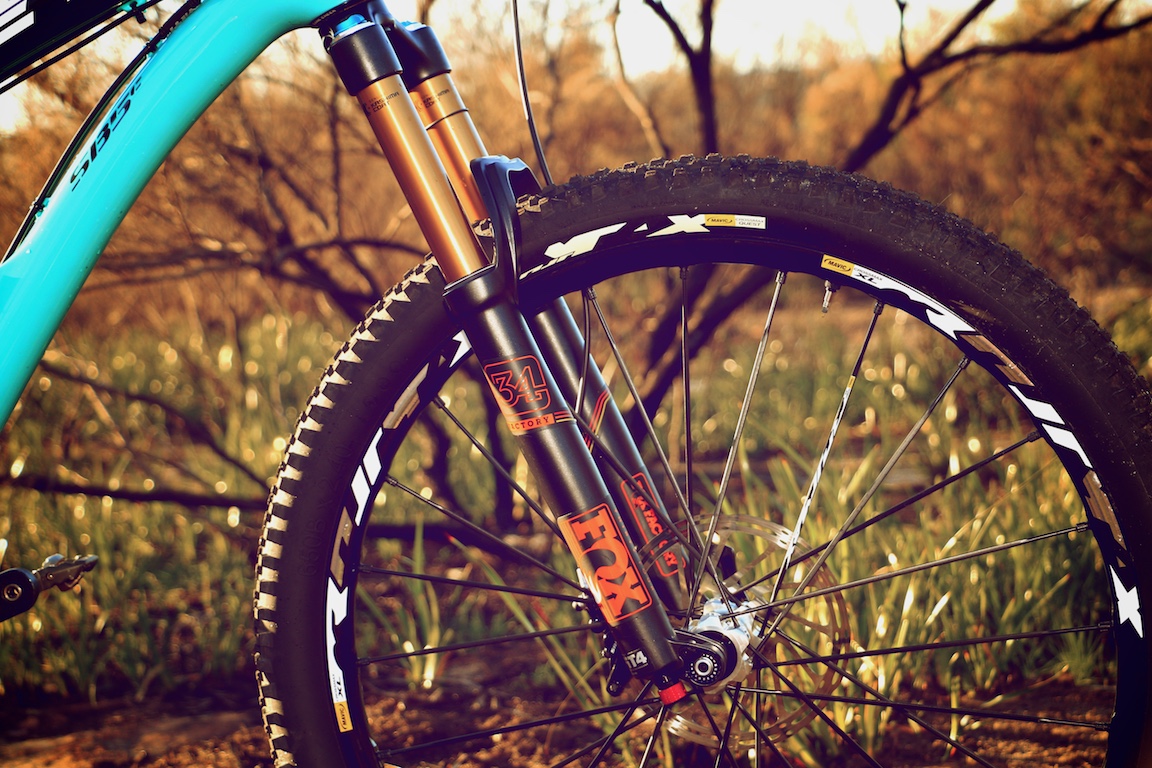 TESTED: 2016 FOX 34 fork and Float DPS shock
