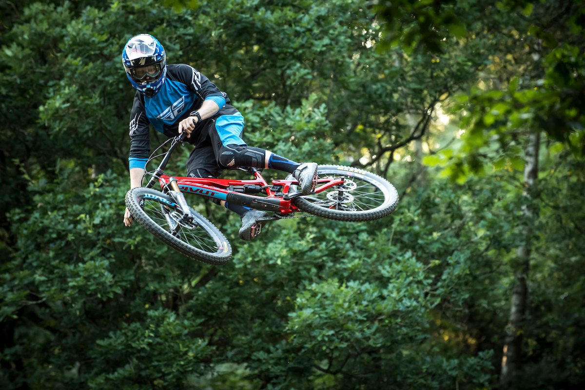 Pivot Reintroduces the Firebird