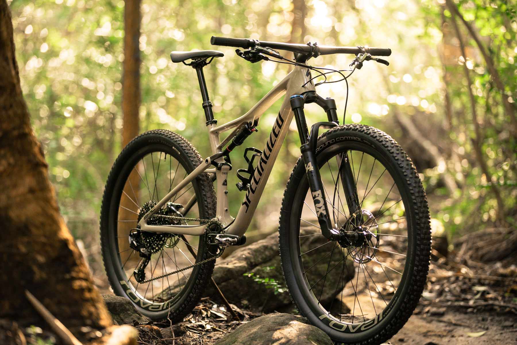 Specialized Epic EVO Review | The new 2021 Epic EVO ditches the Brain