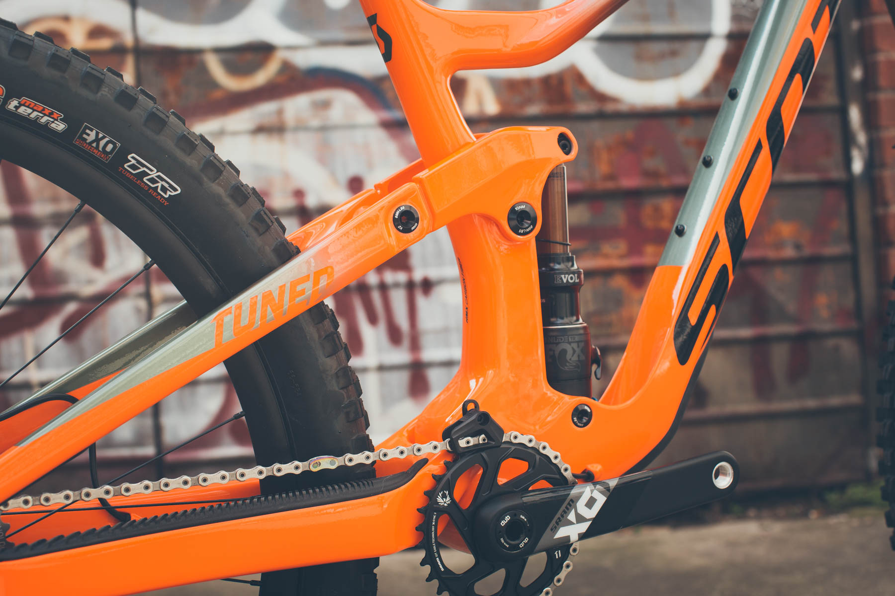 Video: 2019 Highlights from Scott, Giro and Avanti.