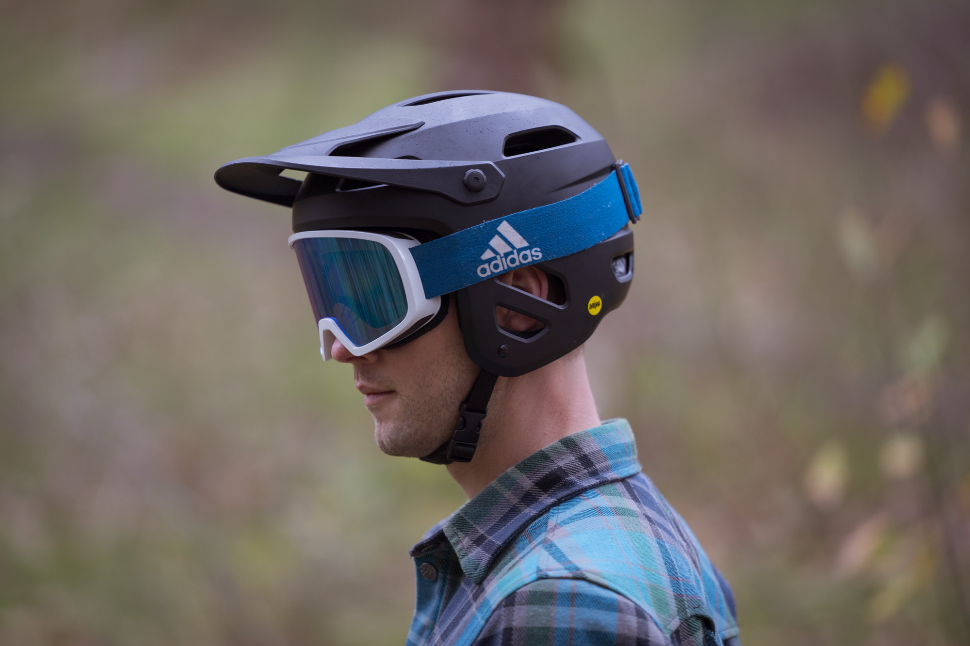 The Giro Tyrant helmet combines old-school style with new-school tech