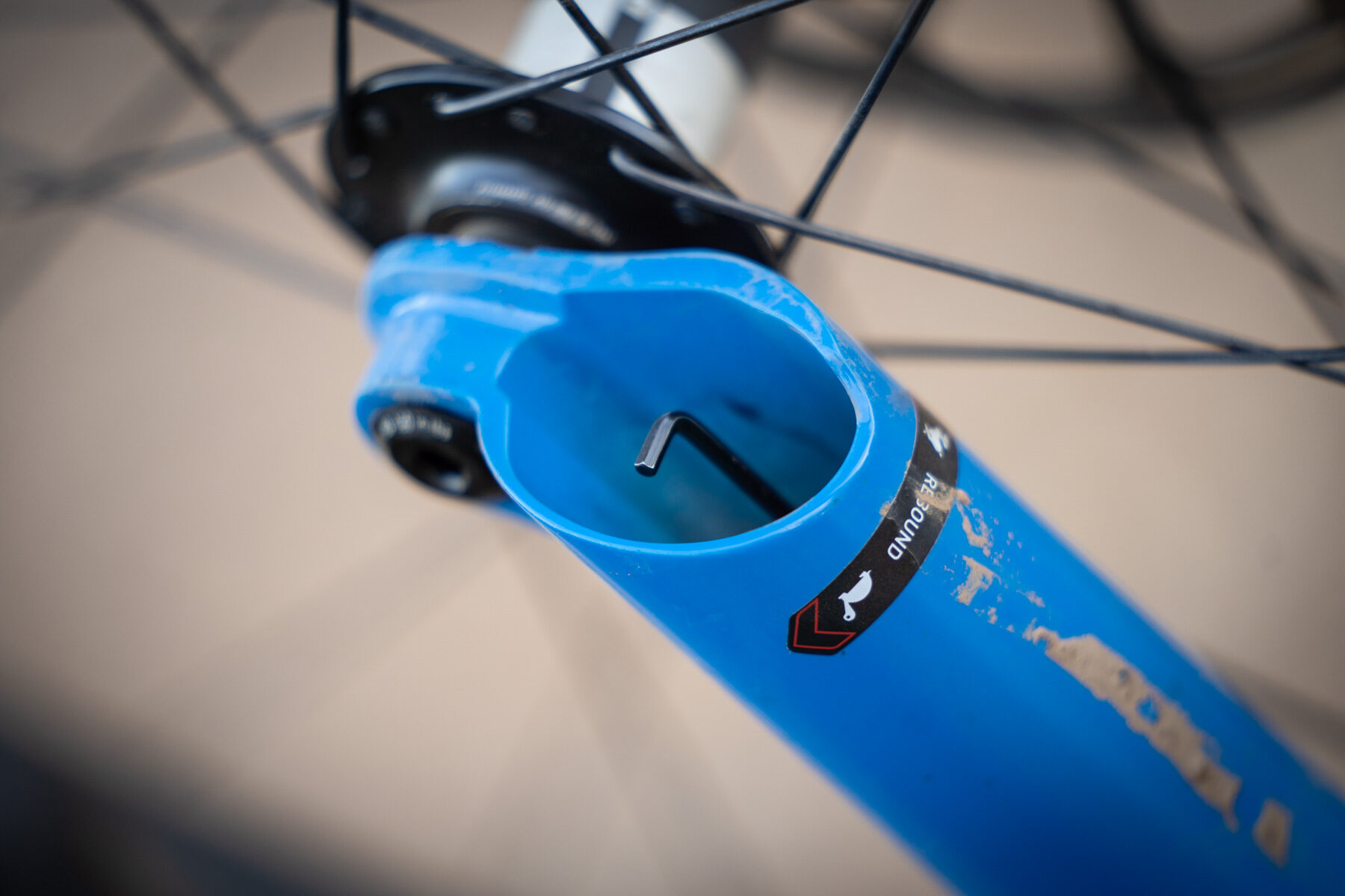 Review | The 2021 RockShox SID Ultimate Is A Seriously Light Trail Fork