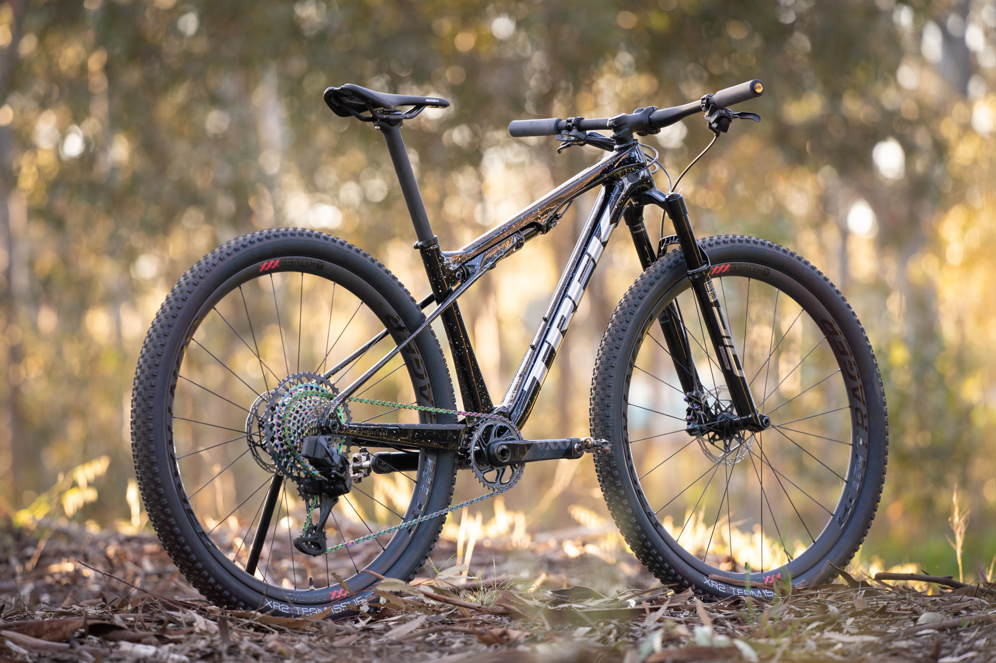 On Test | A very special 2021 Trek Supercaliber 9.9 - Project One style