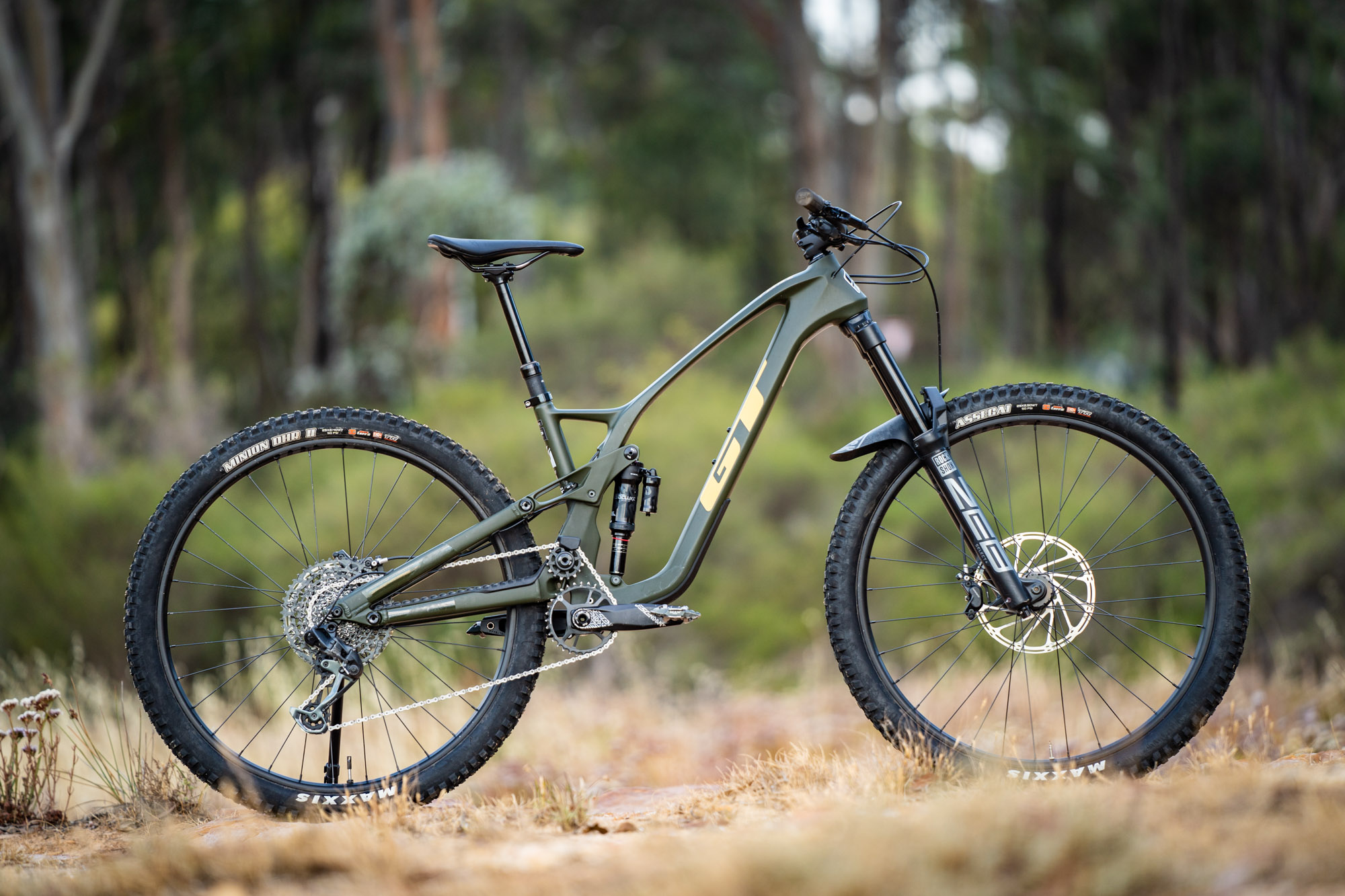 2022 GT Force Review | A high pivot bruiser that eats rocks for breakfast!