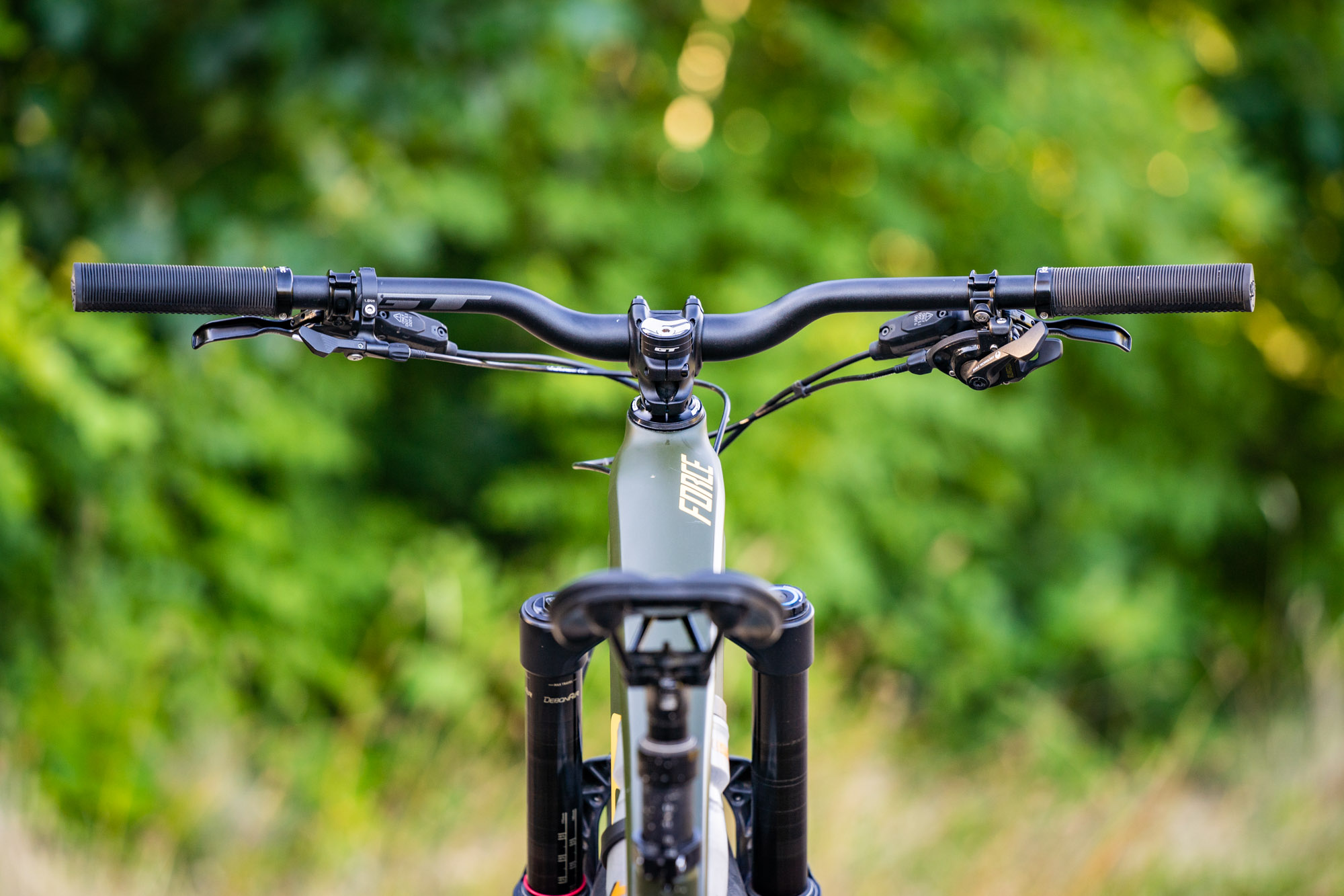 2022 GT Force Review | A high pivot bruiser that eats rocks for breakfast!