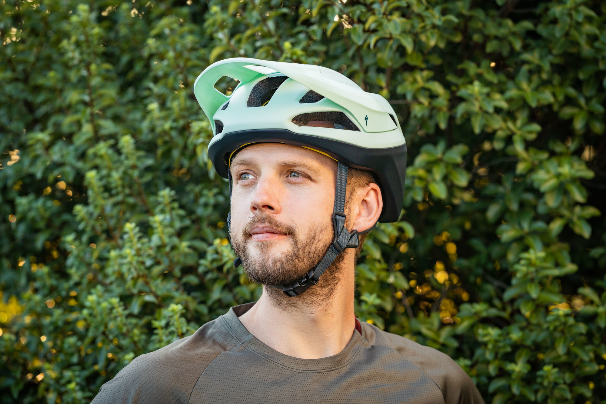 Flow's Fresh Produce | New Specialized Ambush 2 & Camber Helmets