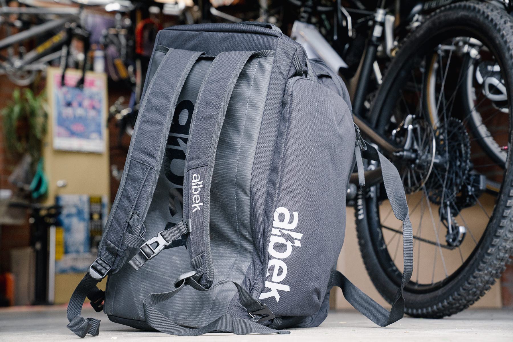 Fresh Produce | Albek Skytrail 51 Gear Bag - Flow Mountain Bike
