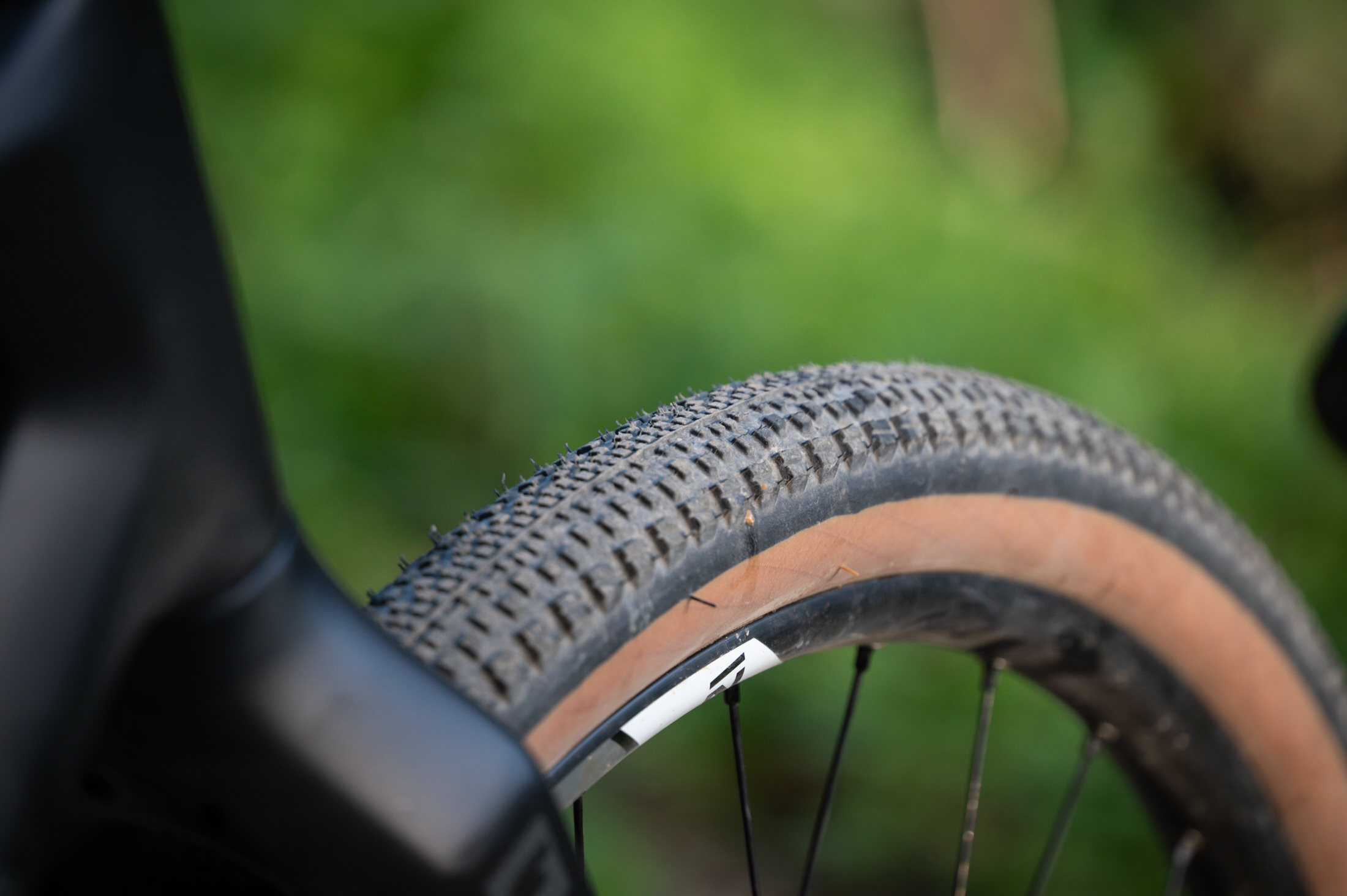 2023 Focus Atlas Review | A burly gravely bike best suited for big ...