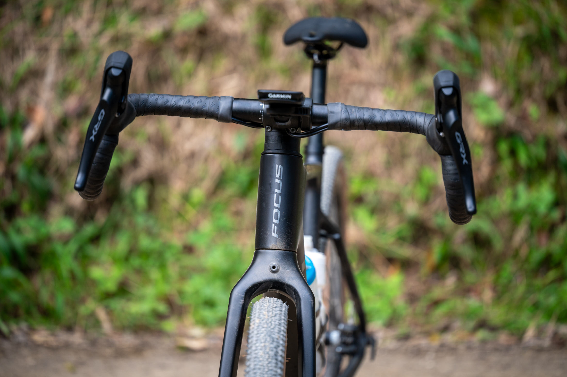 2023 Focus Atlas Review | A burly gravely bike best suited for big ...