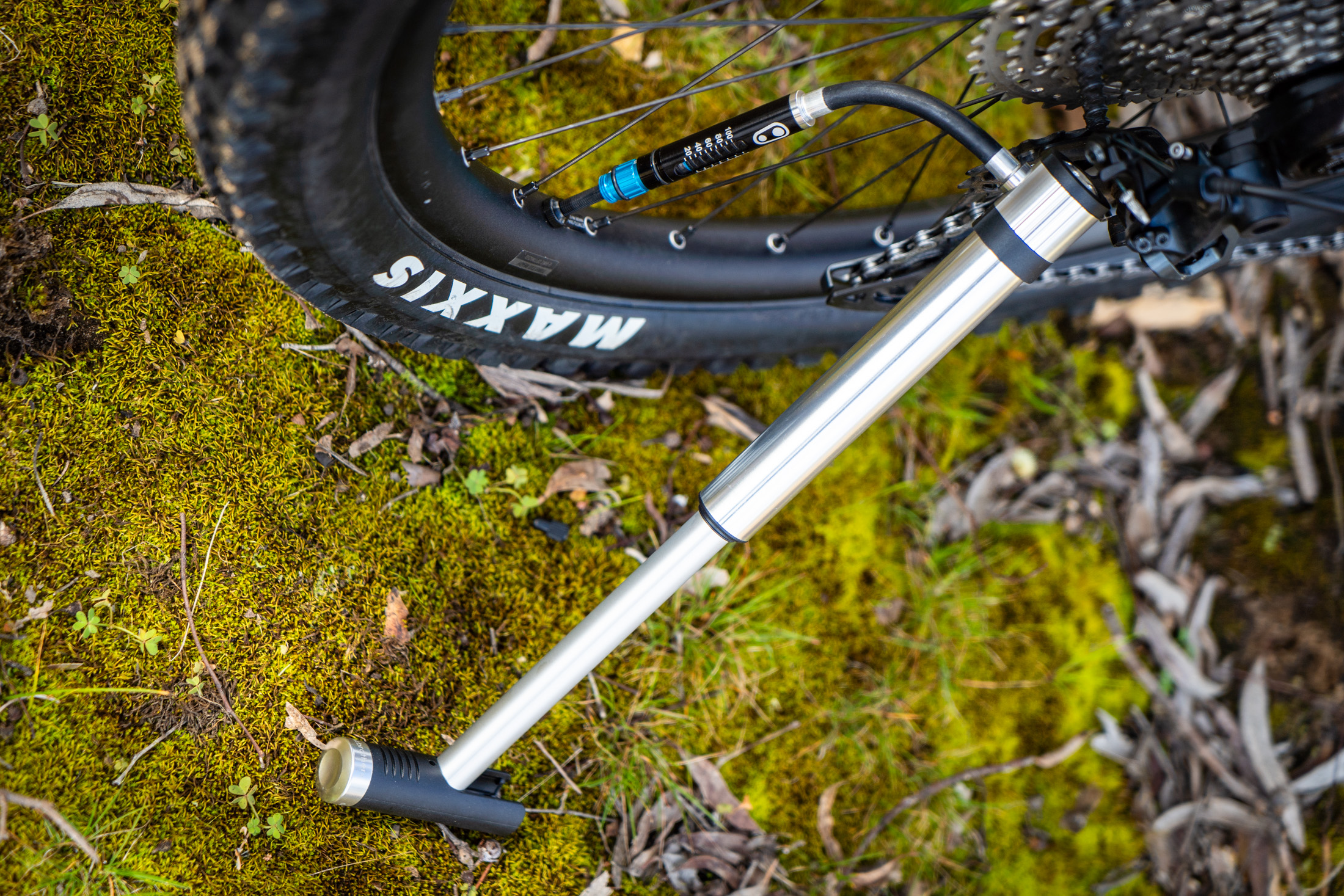 Fresh Produce | Crankbrothers Gem Floor Pump & Klic HV Hand Pump - Flow ...
