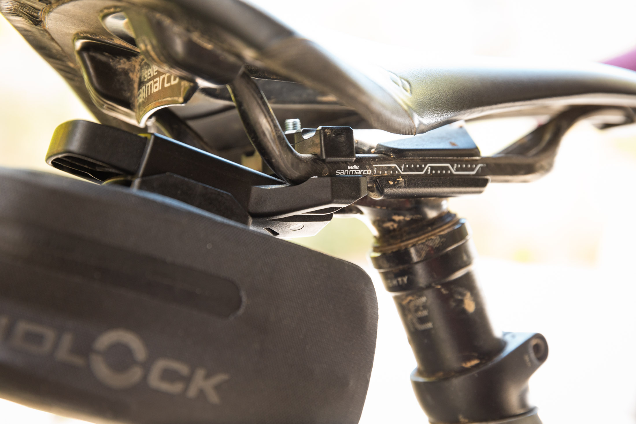 Review | Fidlock Push Saddle Bag 400 - Flow Mountain Bike
