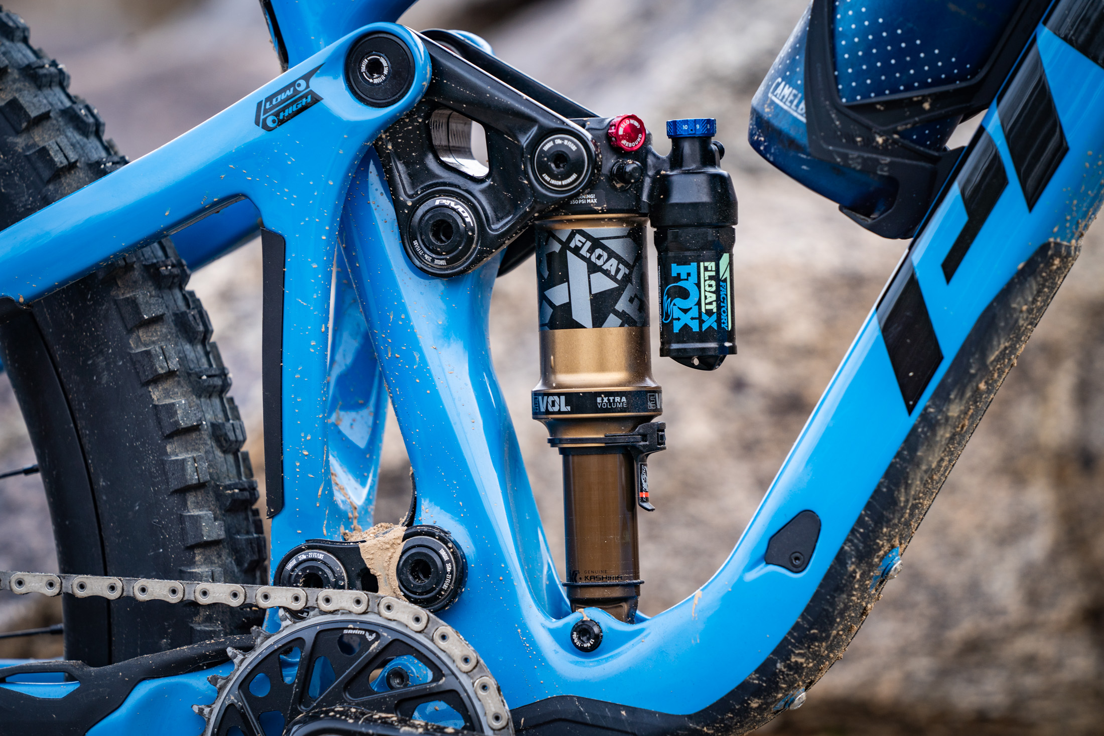 2024 Pivot Switchblade Review | Pivot's best trail bike yet?