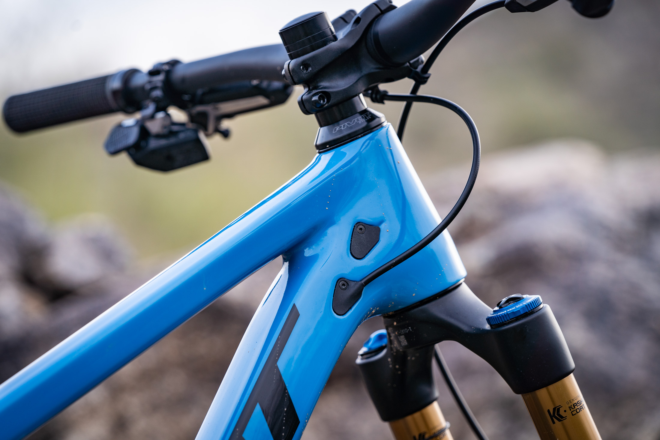 2024 Pivot Switchblade Review | Pivot's best trail bike yet?