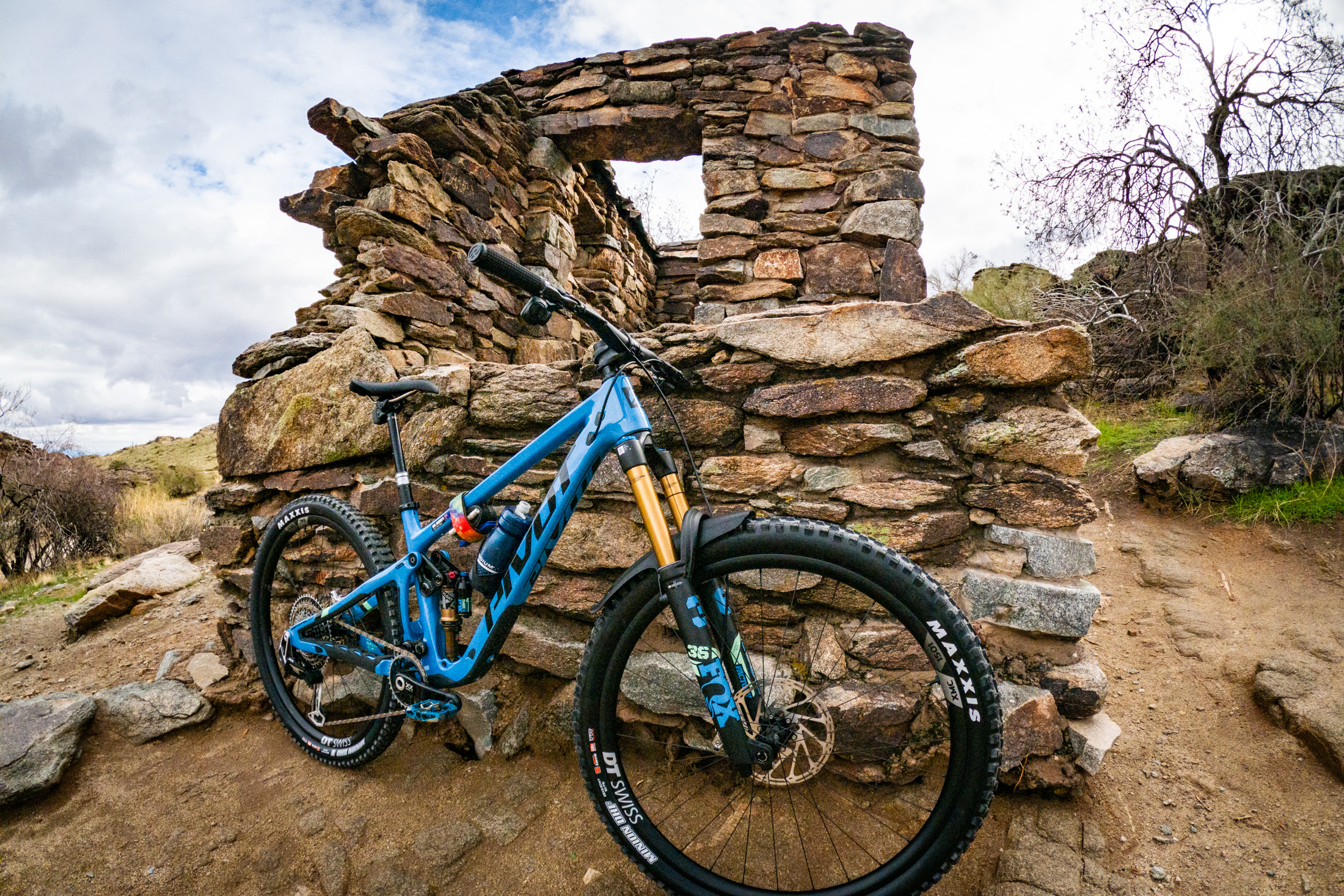 2024 Pivot Switchblade Review | Pivot's best trail bike yet?
