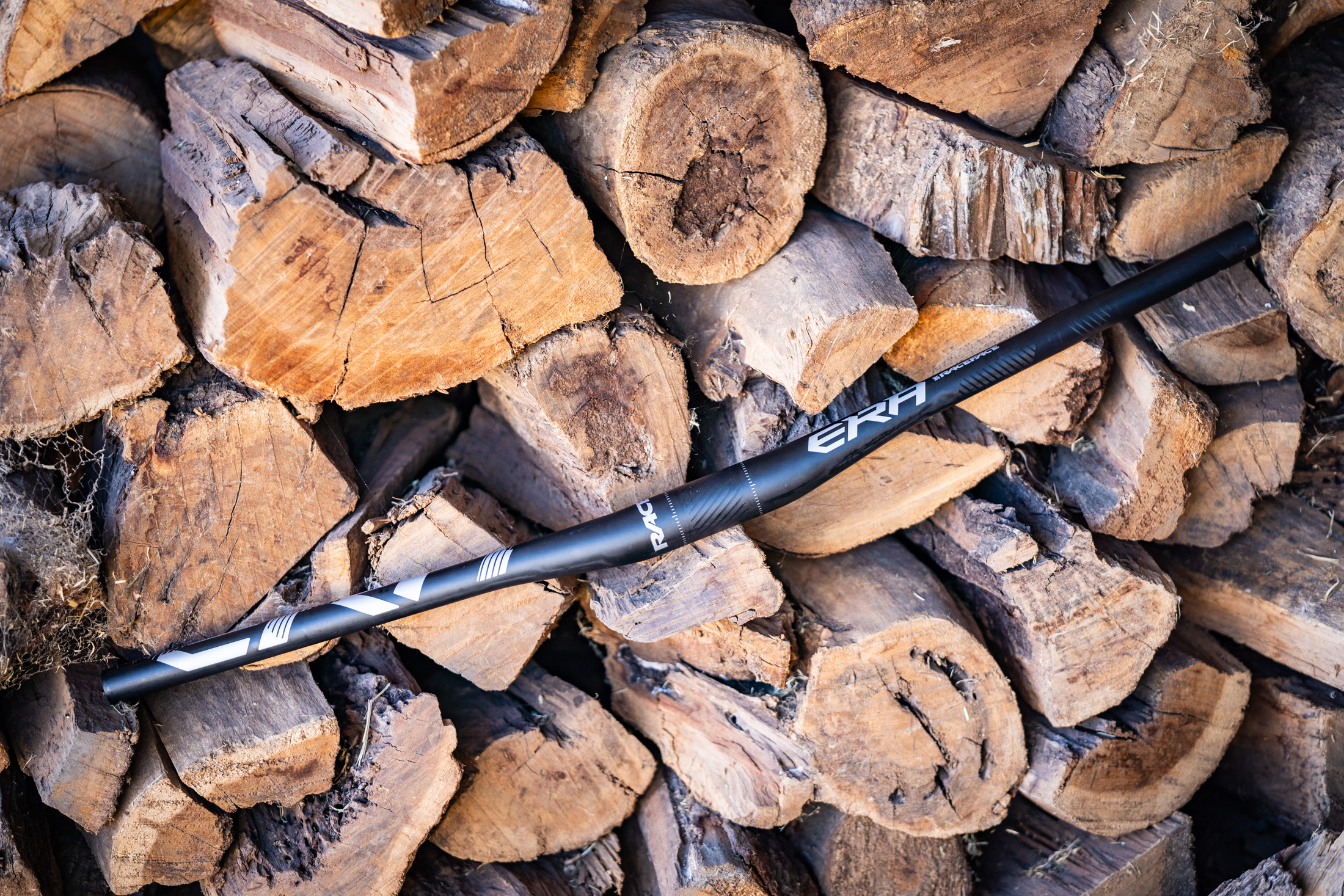 Review | The brand new Race Face Era carbon handlebars