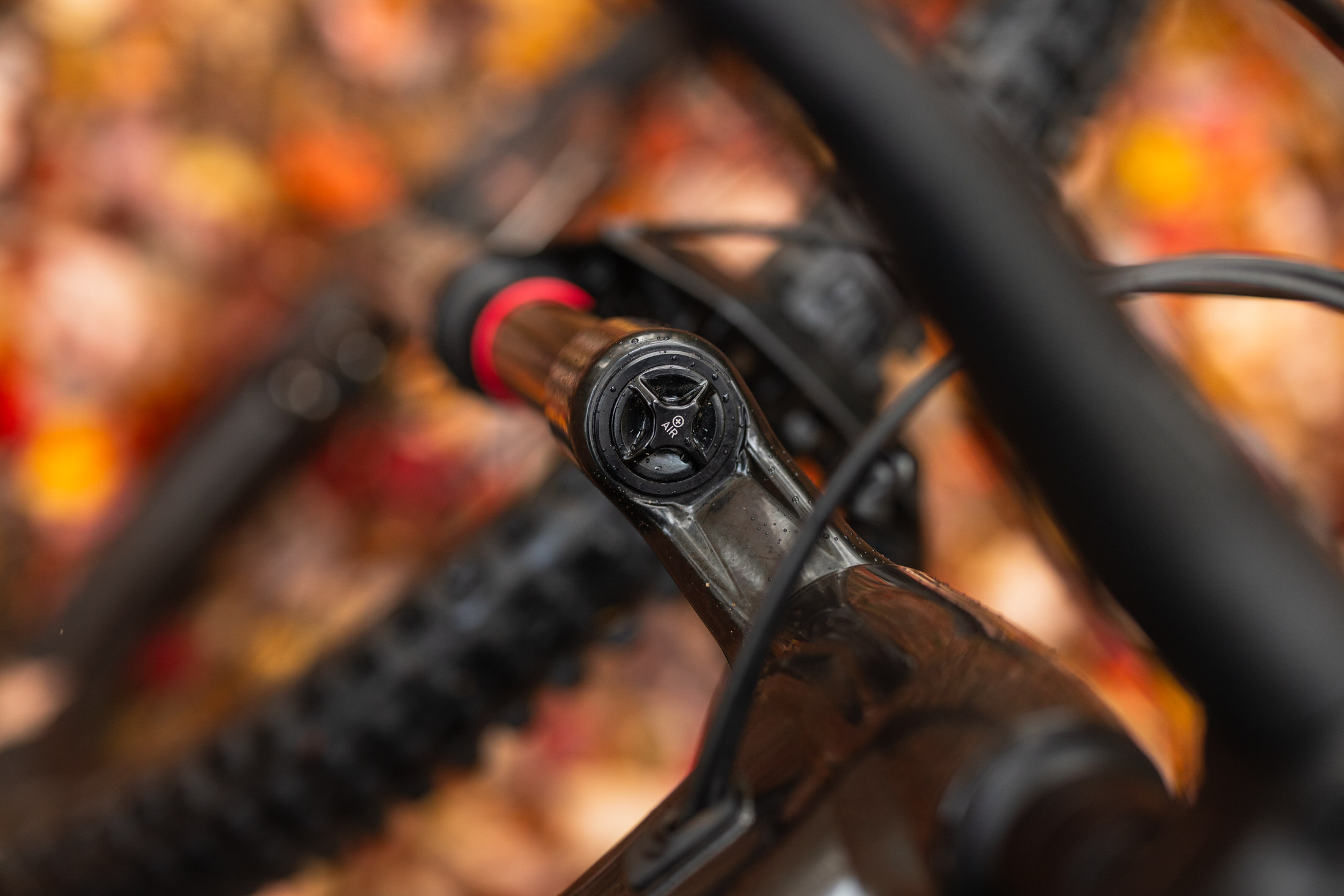 First look | RockShox entry-level forks get new dampers, air springs ...