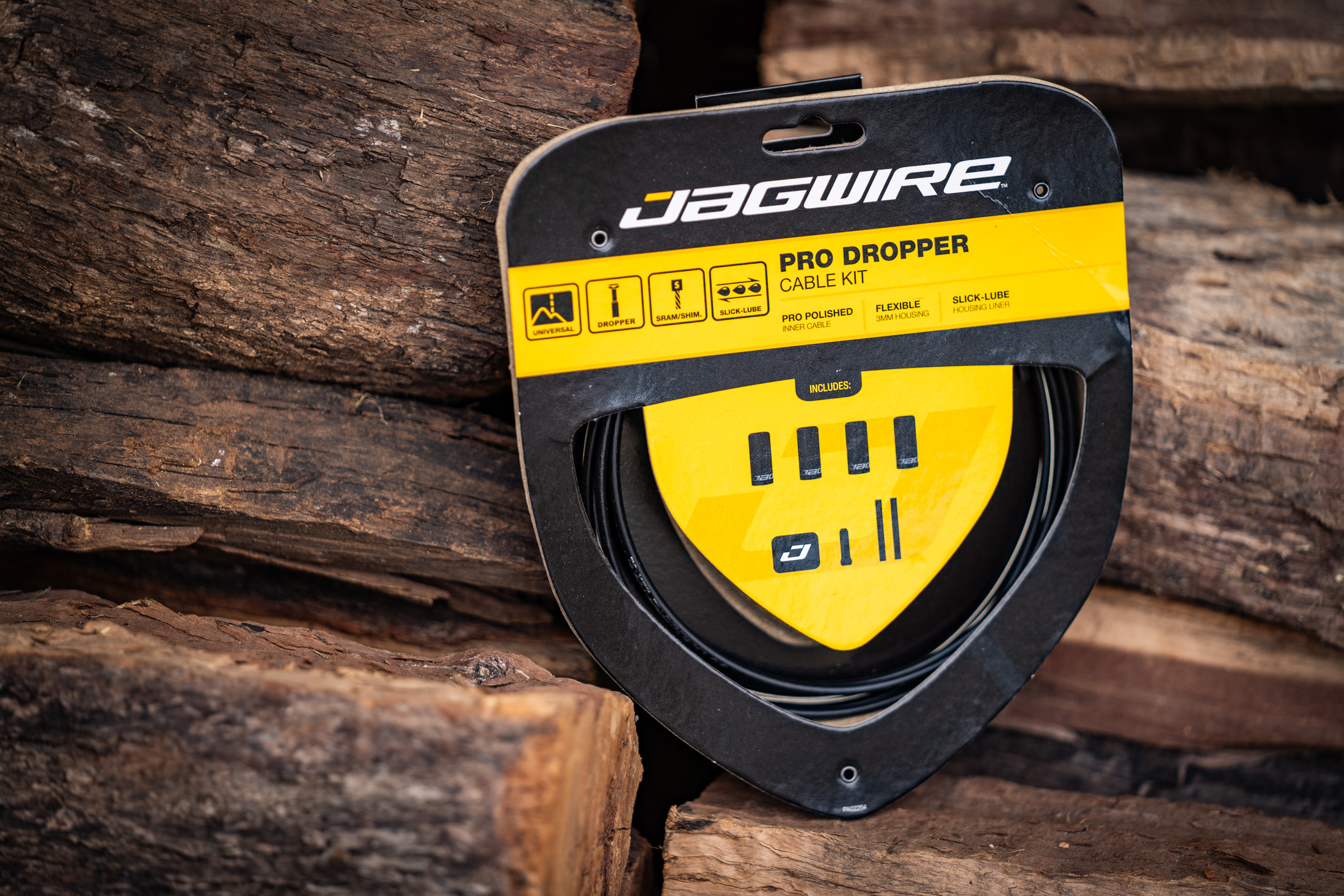 Fresh Produce | Jagwire Pro Dropper Post Cable Kit - Flow Mountain Bike