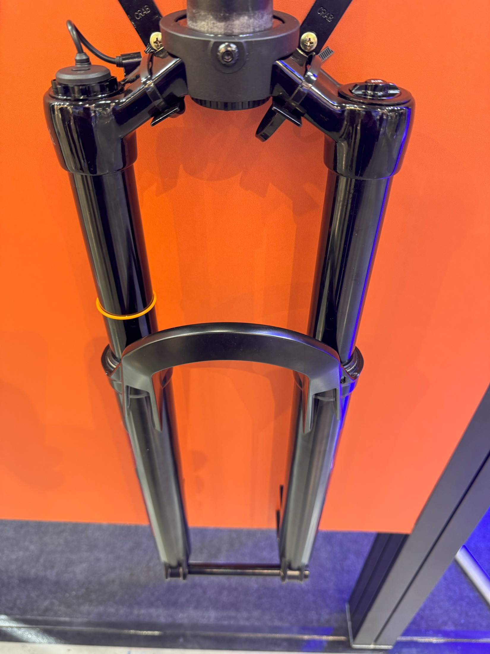 Belt-driven DH bikes & e-MTB motors with magnets from Taipei Cycle