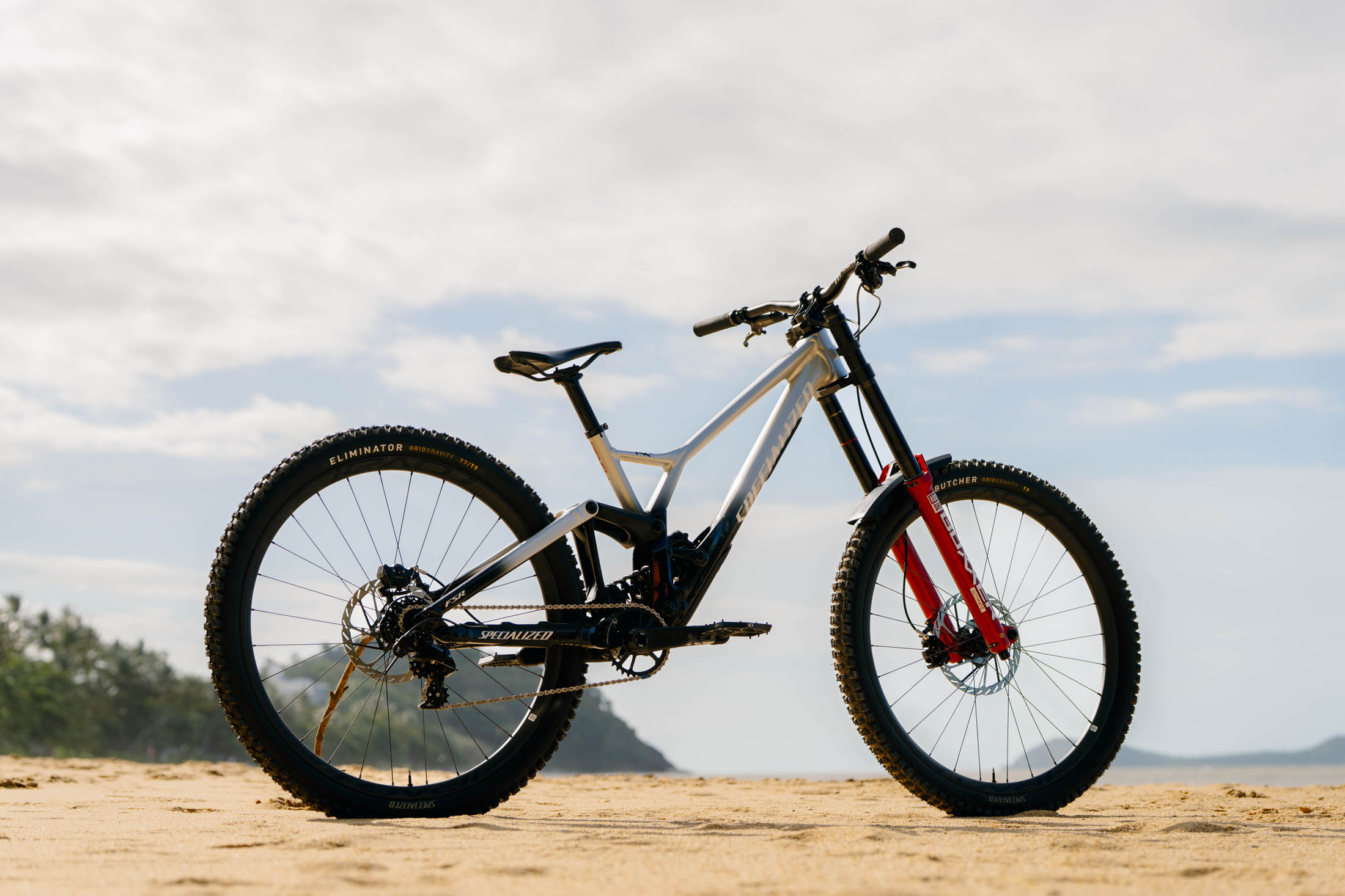 Bike Check | Ryan De La Rue and Evan Winton's 2025 Masters Worlds Race ...