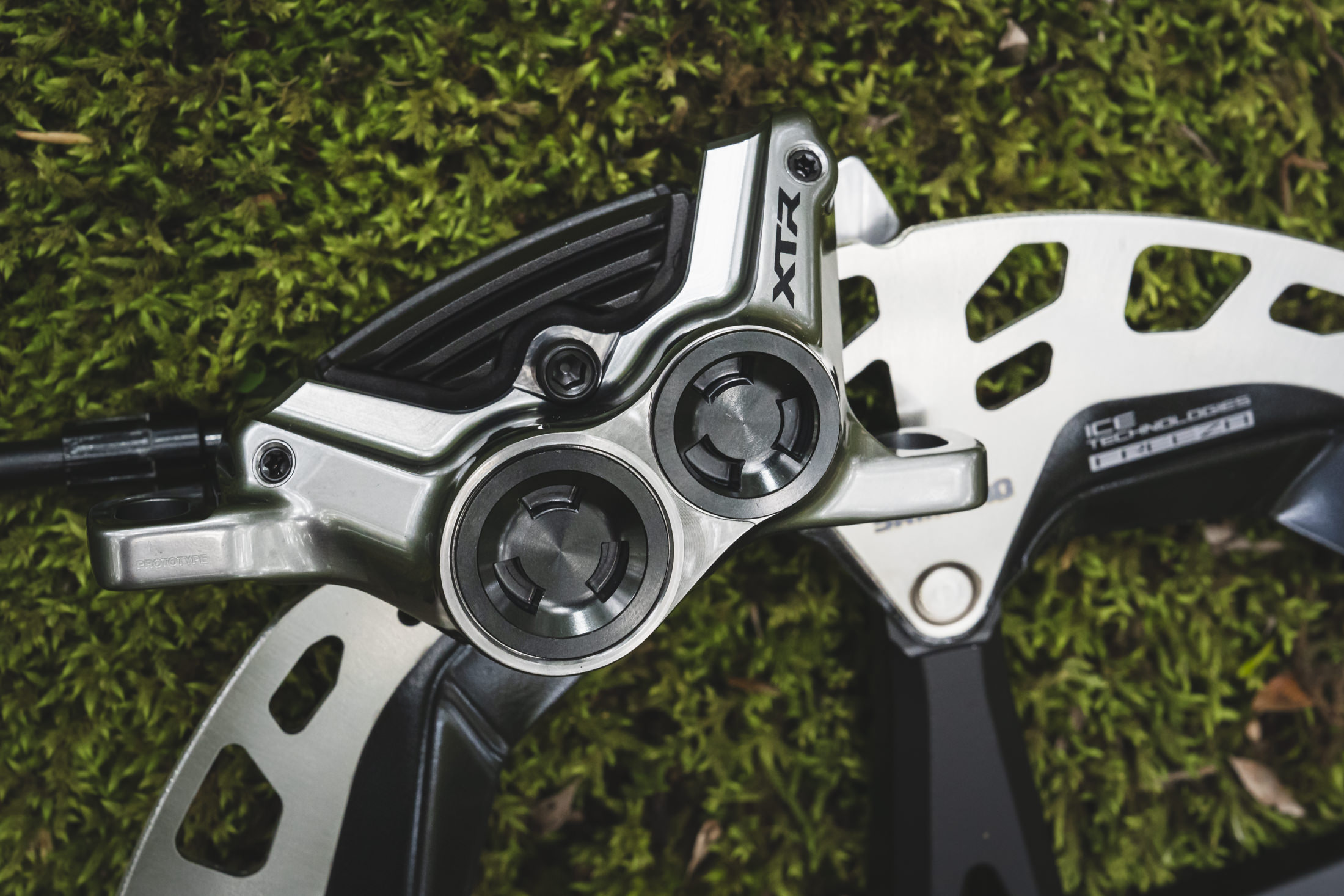 Shimano XTR M9220 Brake Review | Better brakes in every way