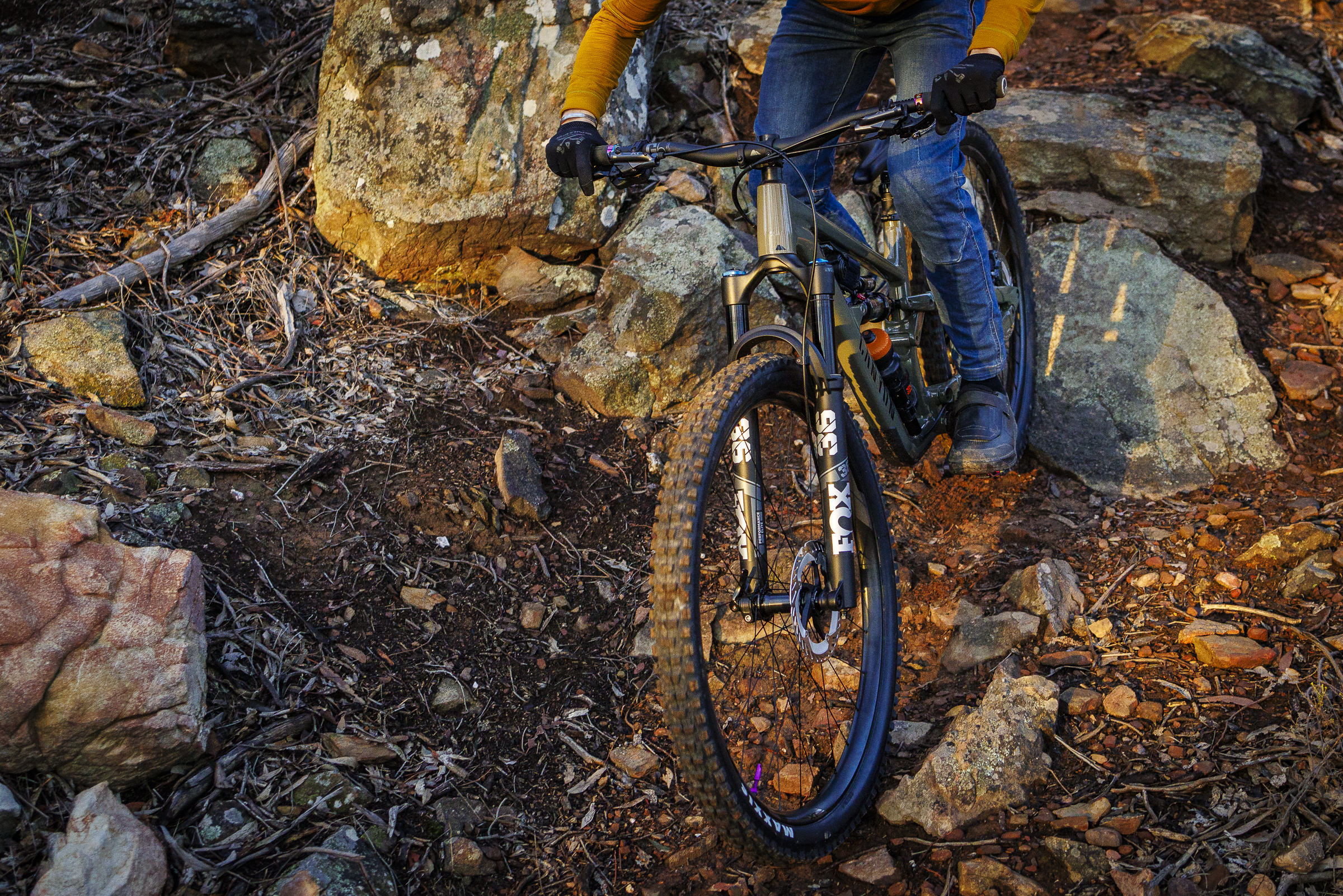 Shimano XT M8200 Wheelset Review | XTR tech at half the price