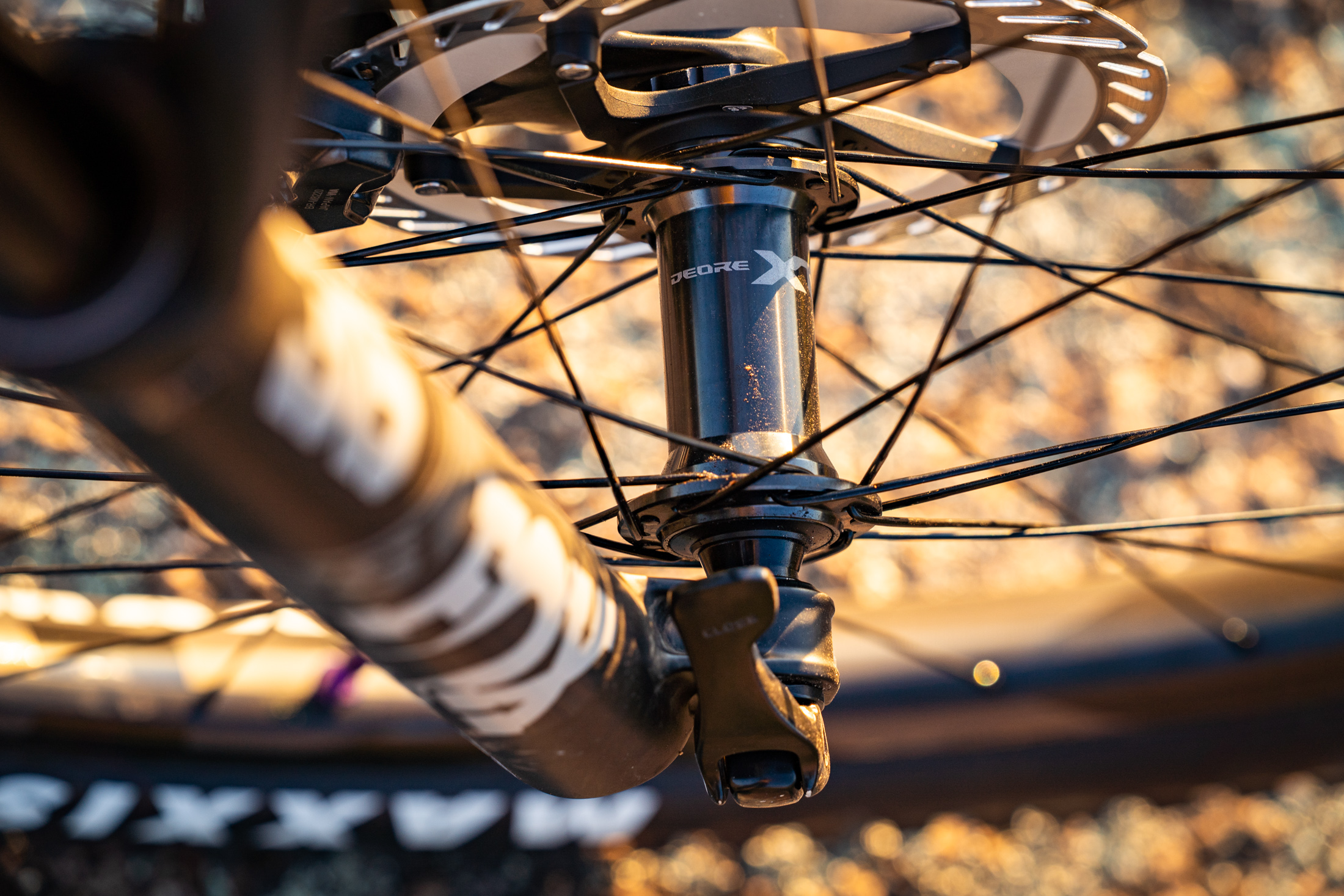 Shimano XT M8200 Wheelset Review | XTR tech at half the price