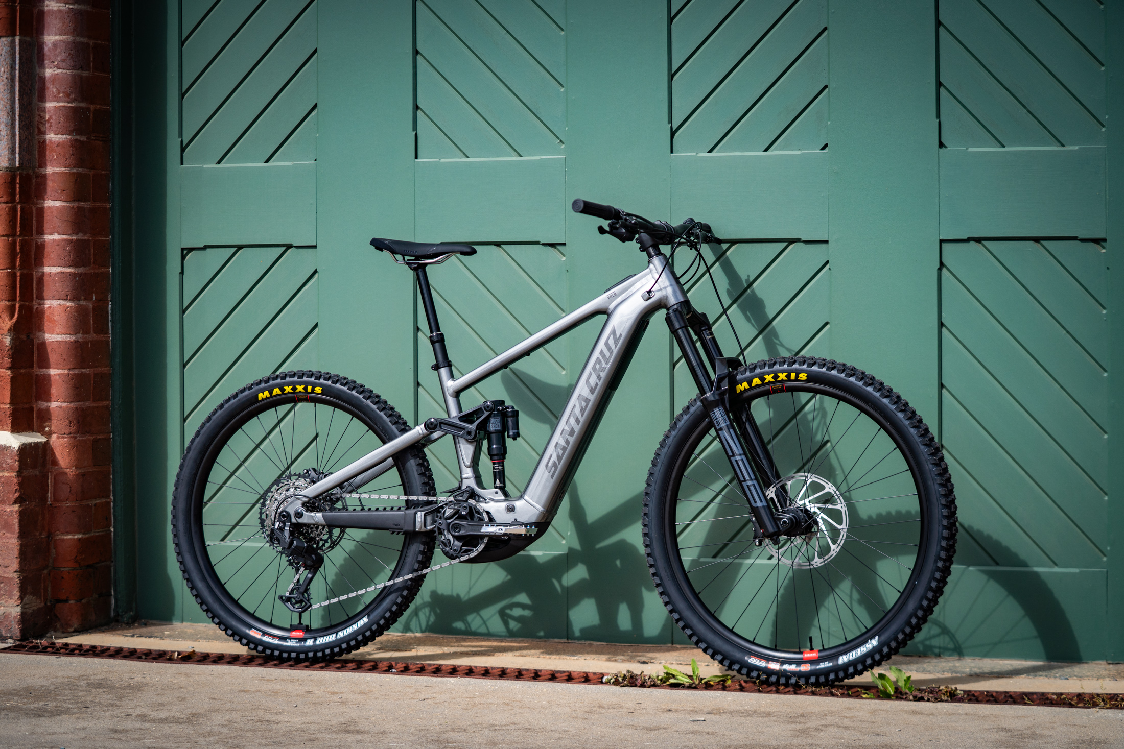 First Look | The Santa Cruz Vala AL drops the price in a big way