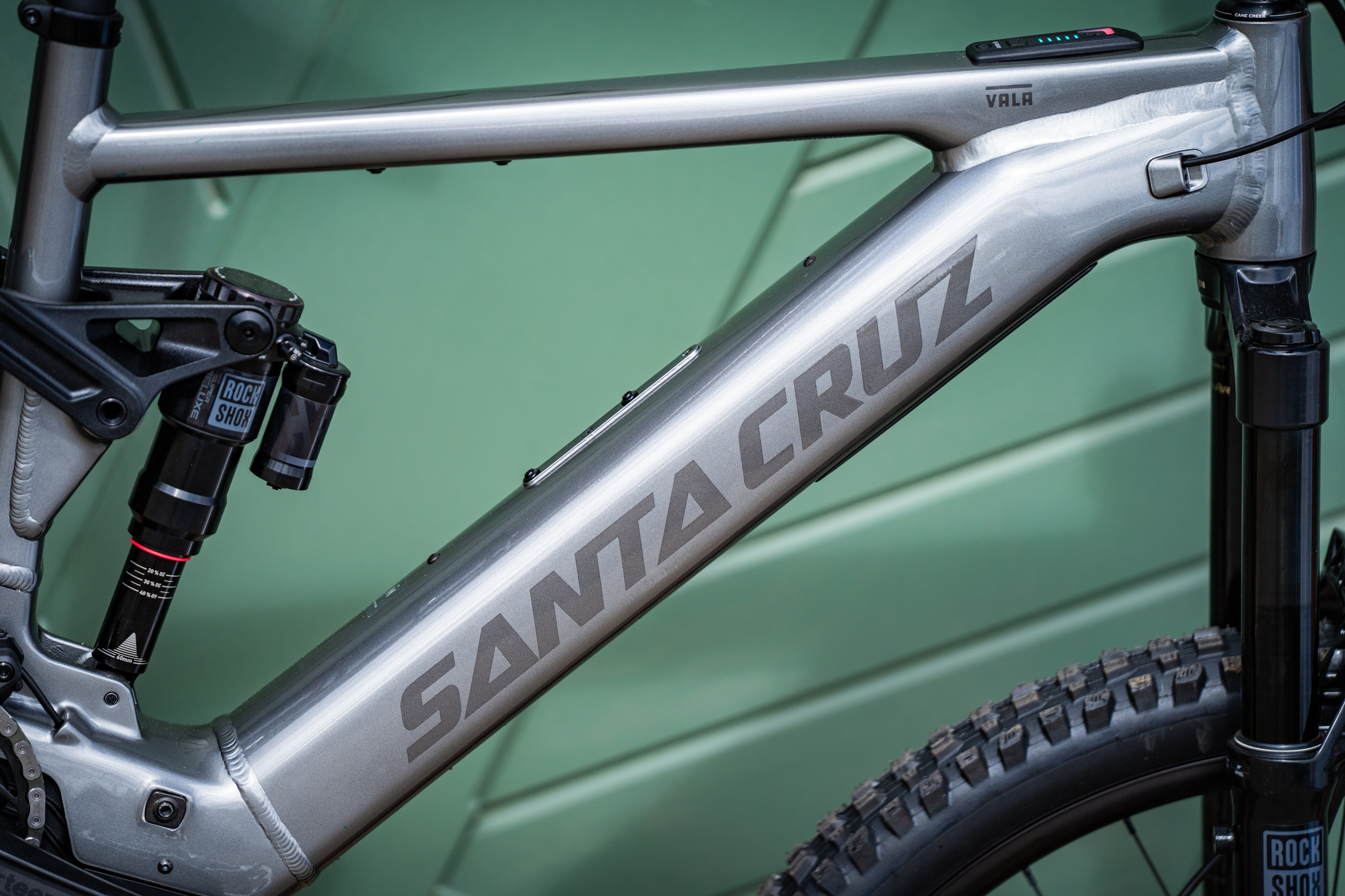 First Look | The Santa Cruz Vala AL drops the price in a big way