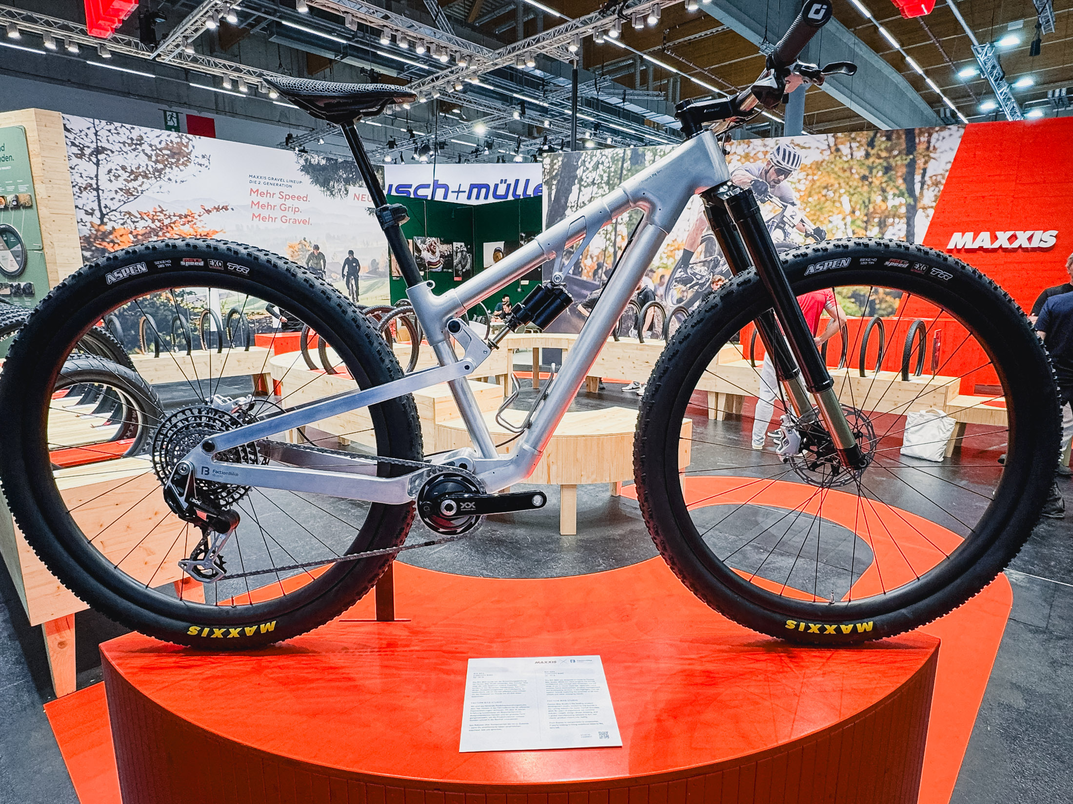 Stats with Latz | Eurobike 2025 e-Bikes, Gearboxes and Belt Drives, Oh My!