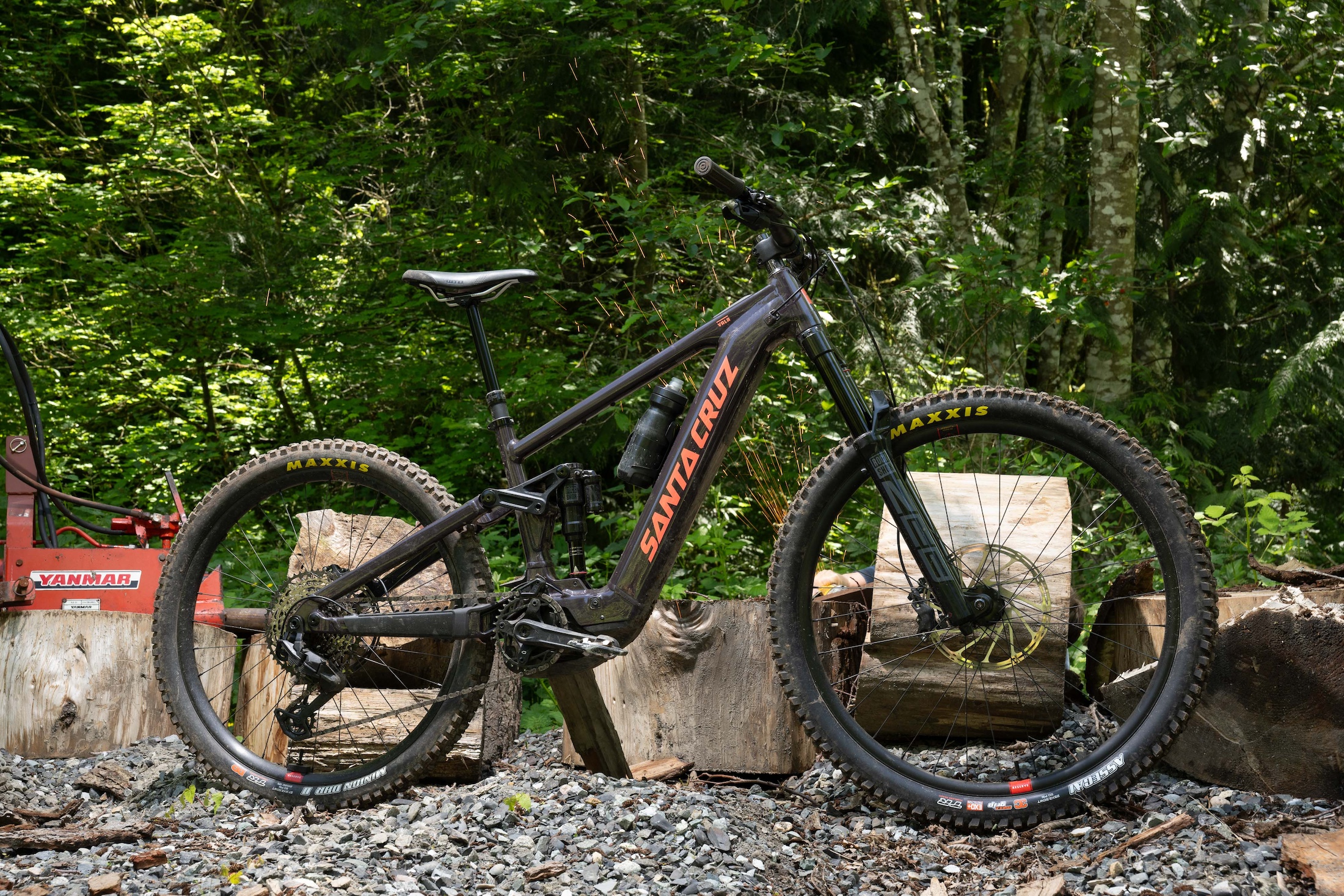 First Look | The Santa Cruz Vala AL drops the price in a big way