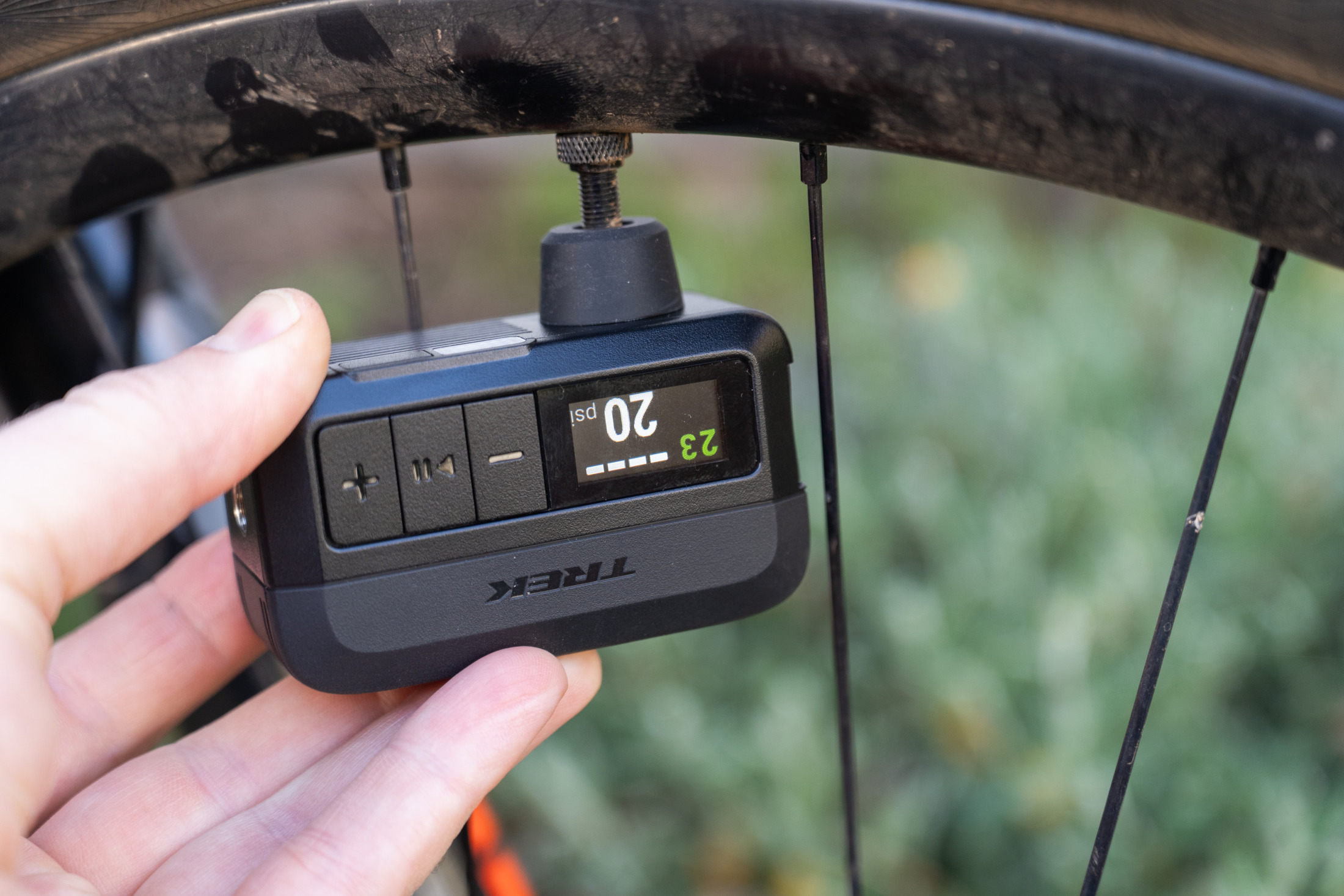 Fresh Produce | Trek Air Rush mini electric pump - Flow Mountain Bike