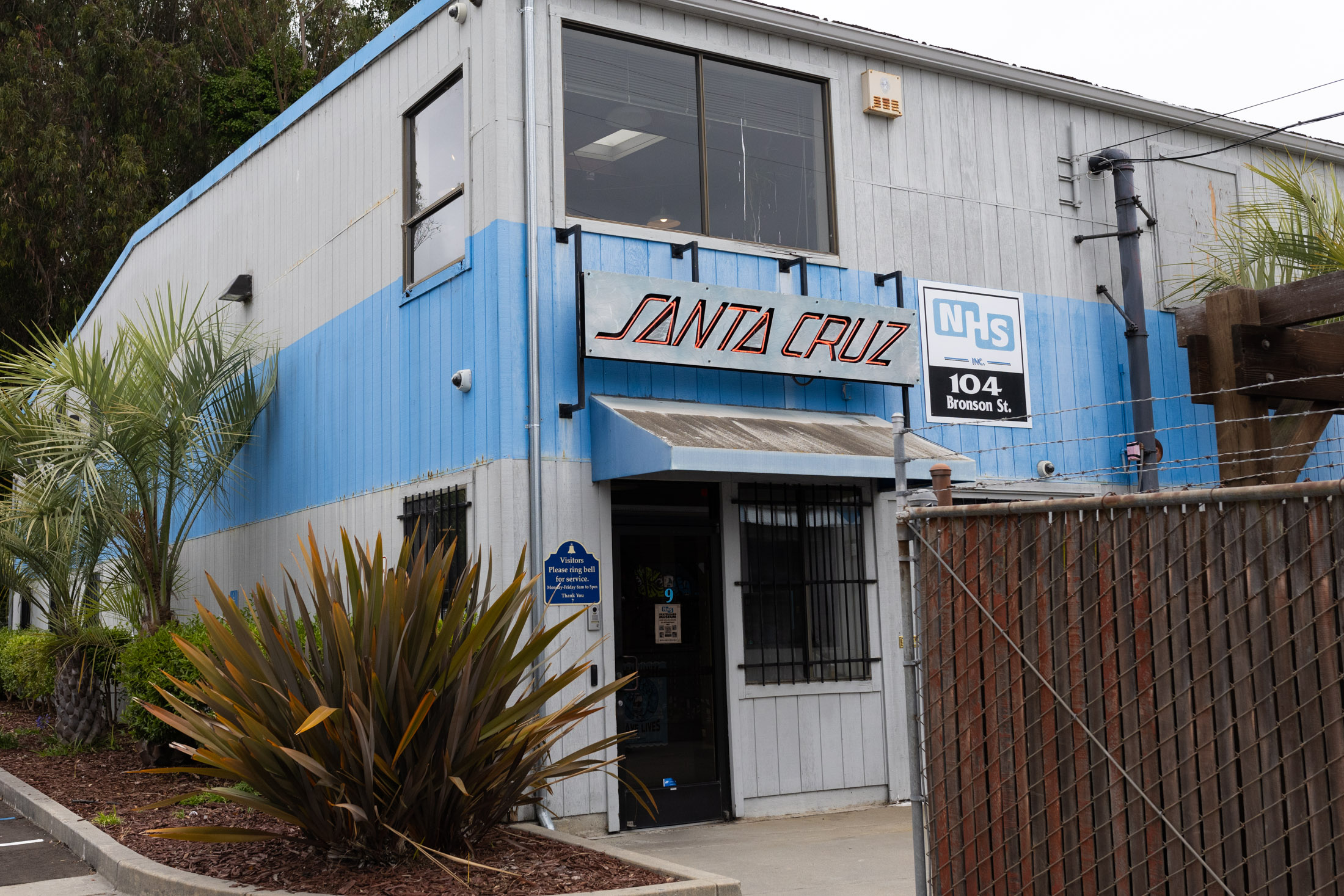 Flow Visits Santa Cruz Bicycles HQ