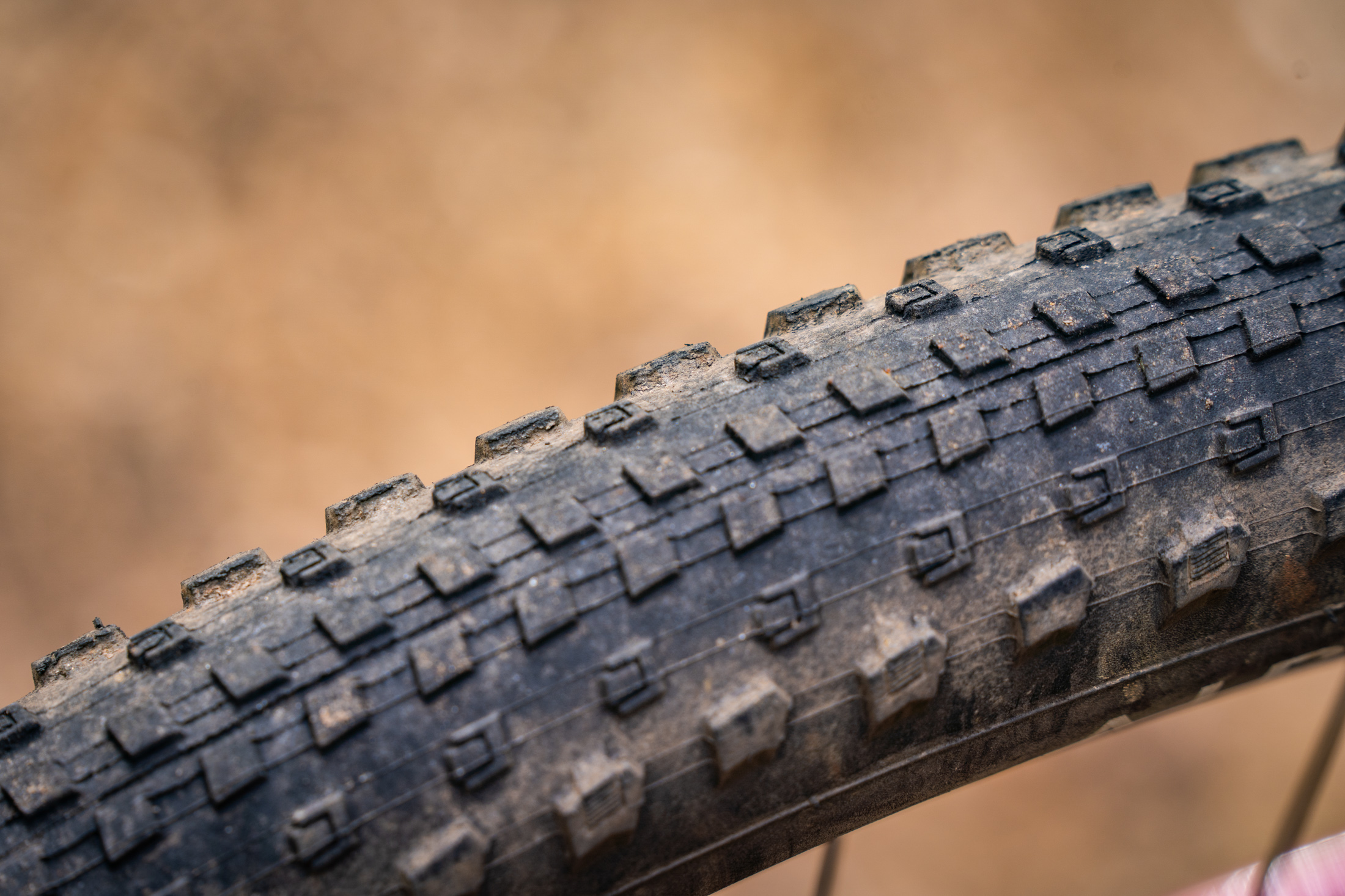 Review | Specialized Fast Trak & Air Trak Flex Lite T5/T7 Tyres - Flow ...