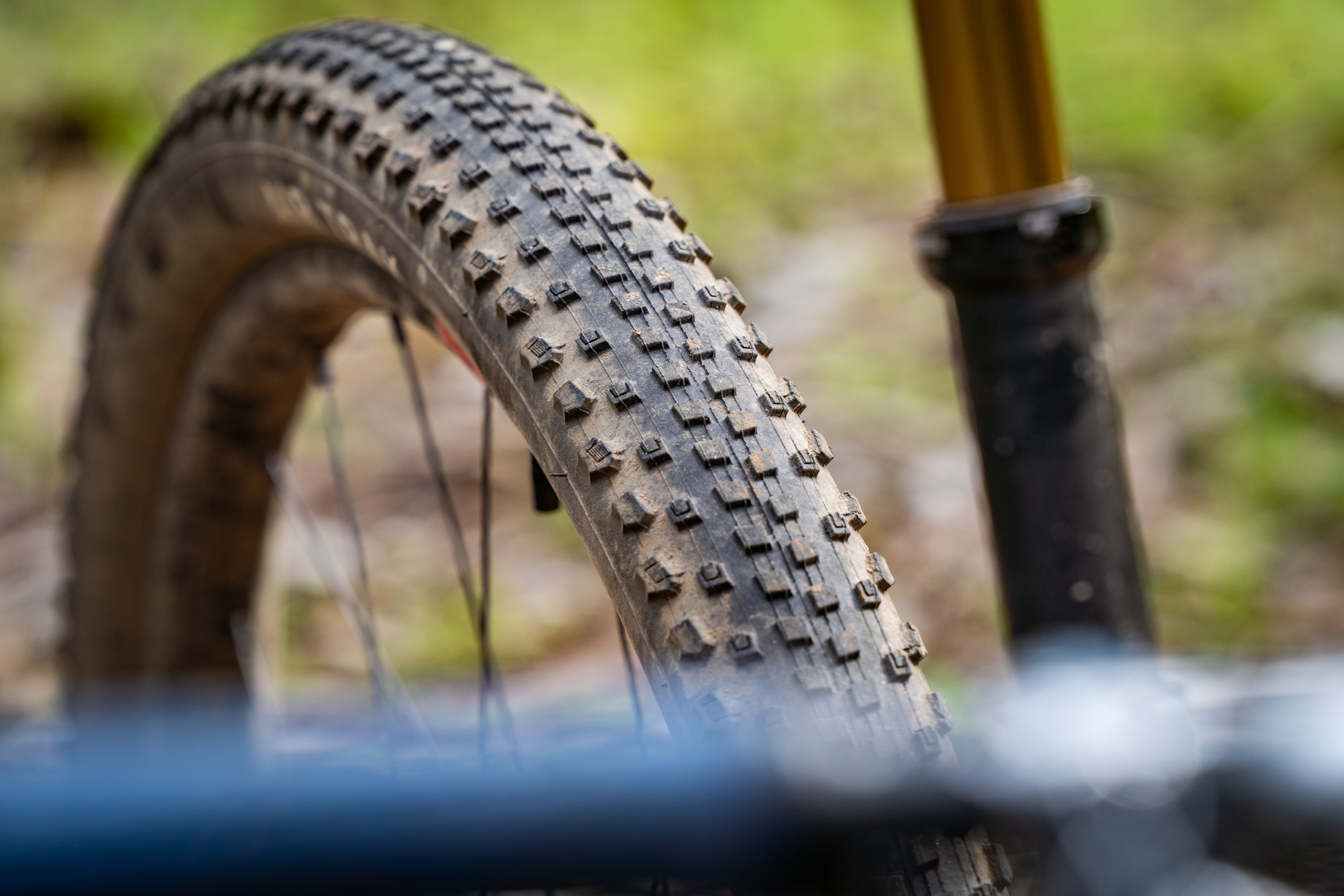 Review | Specialized Fast Trak & Air Trak Flex Lite T5/T7 Tyres - Flow ...