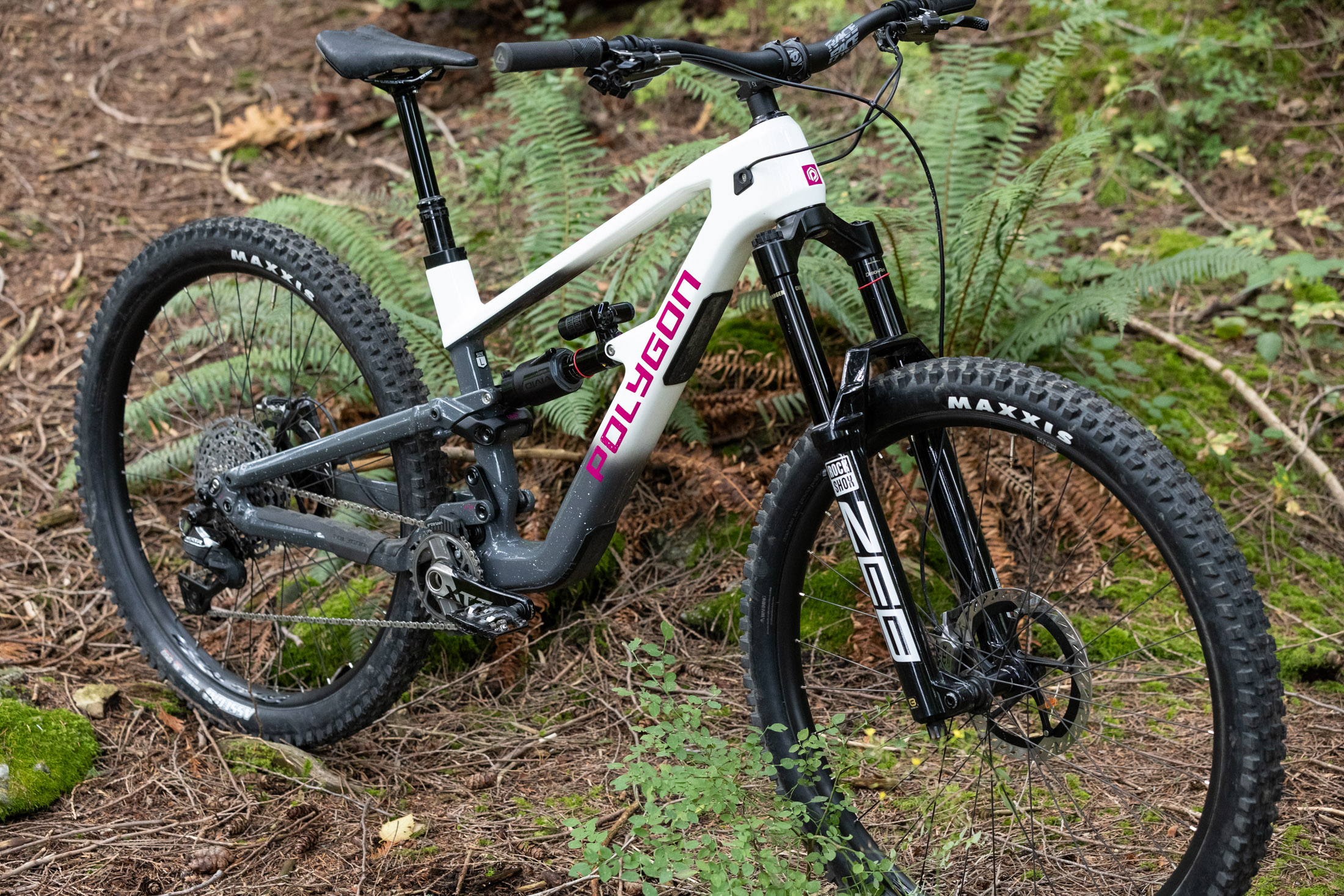 2026 Polygon Collosus N9 Carbon