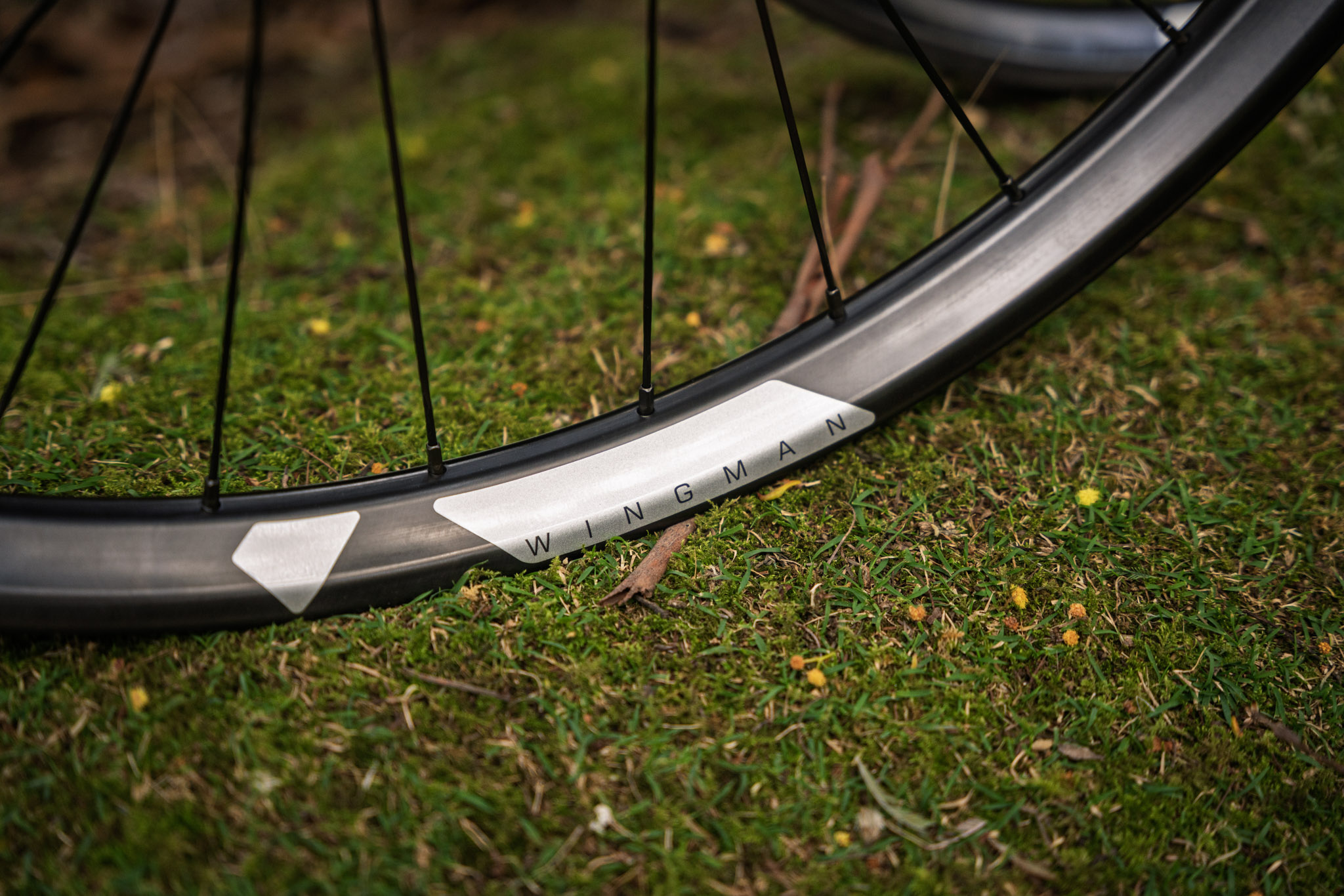 Wingman Prodigy Carbon Enduro Wheel Review | Aussie hoops that cut the ...