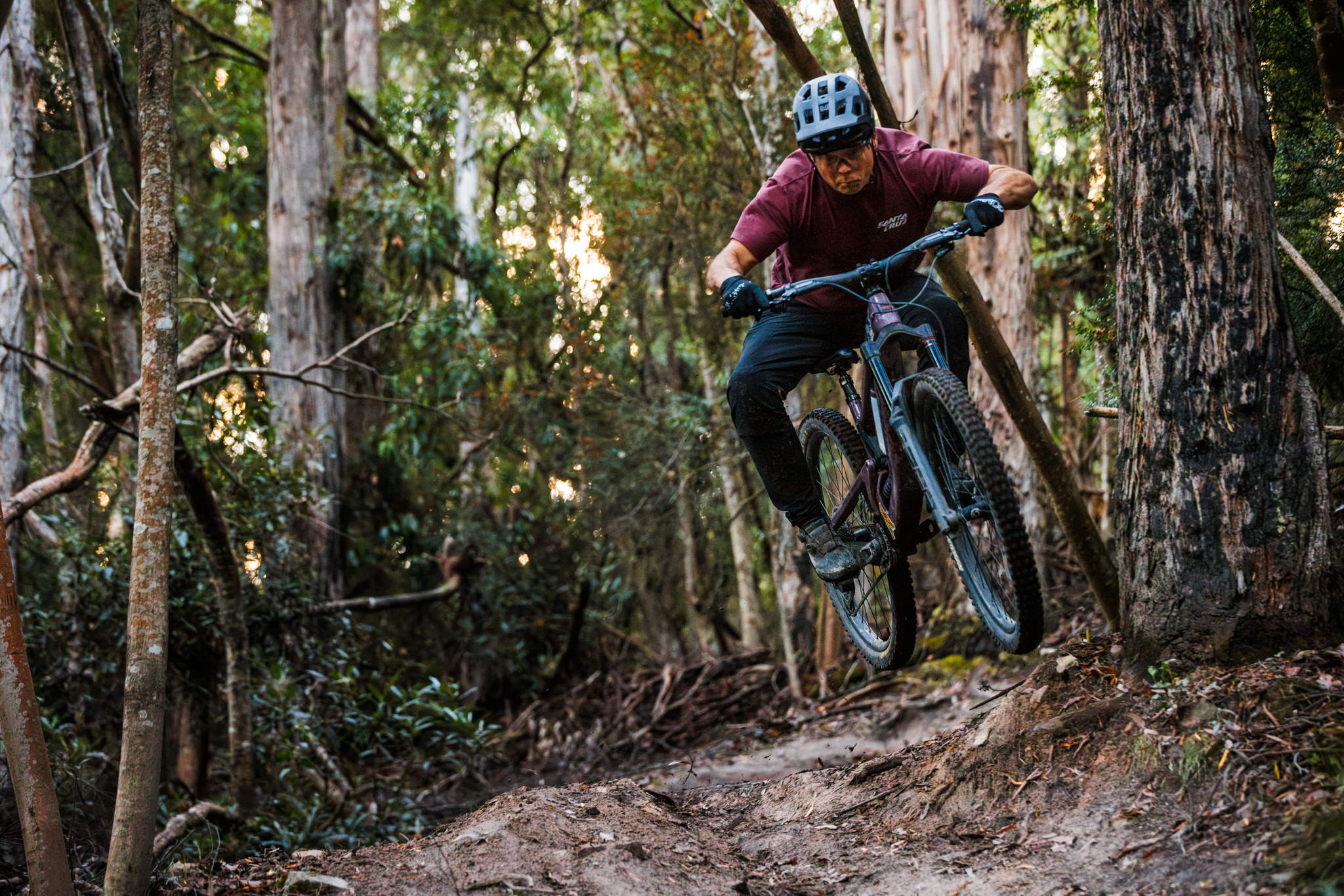 Apogee Sendology | How Your Knees Control Cornering Grip