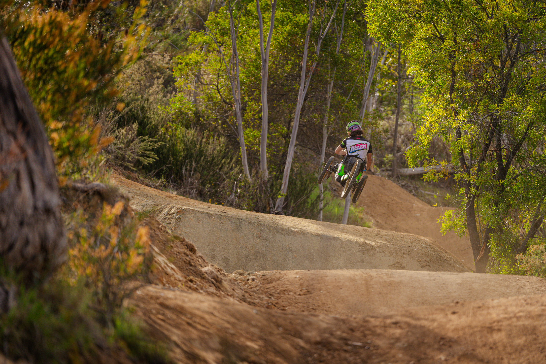 How to ride Omeo on an adaptive mountain bike