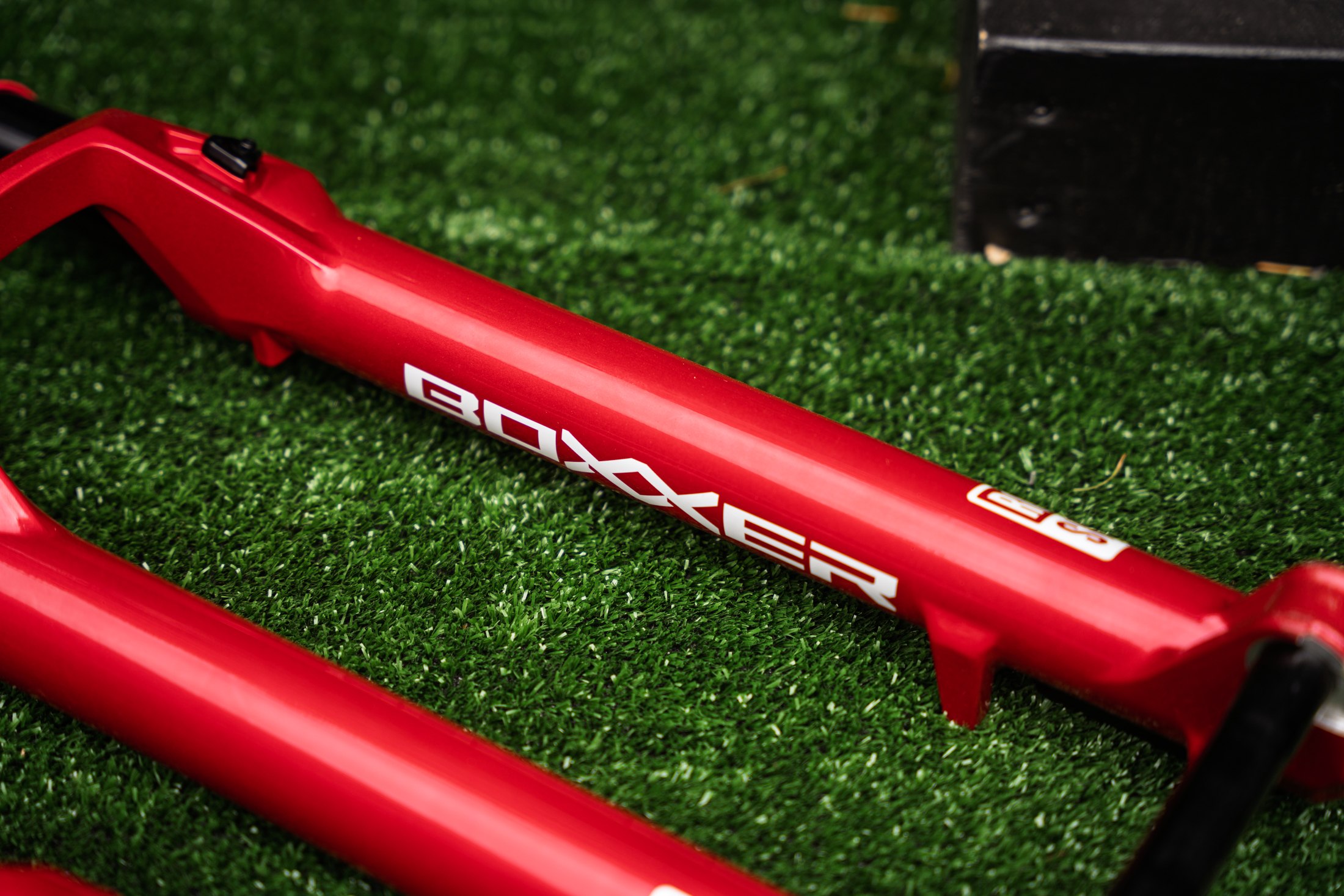 SRAM unveils 2027 RockShox BoXXer, Vivid Coil and XX DH Transmission