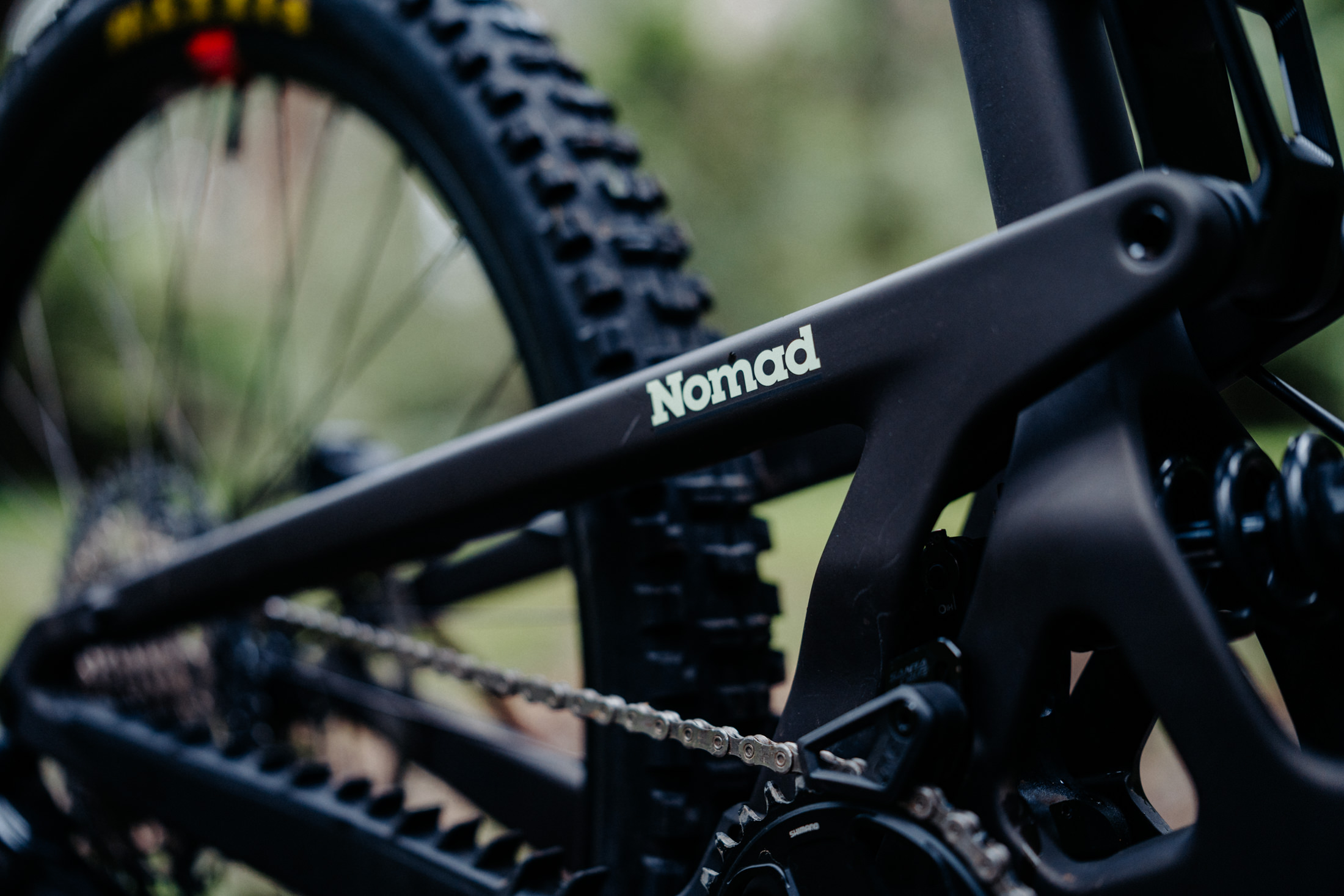 Santa Cruz Nomad 7 Review | Nipped, tucked, and better for it